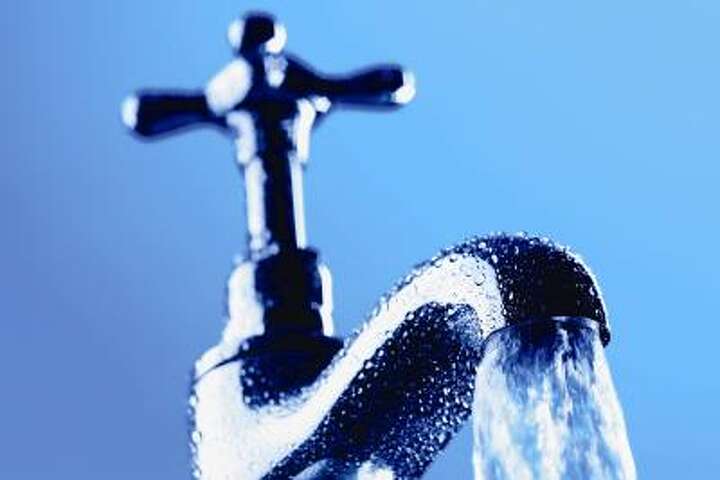 How to Take Ink Out of a Canon Cartridge