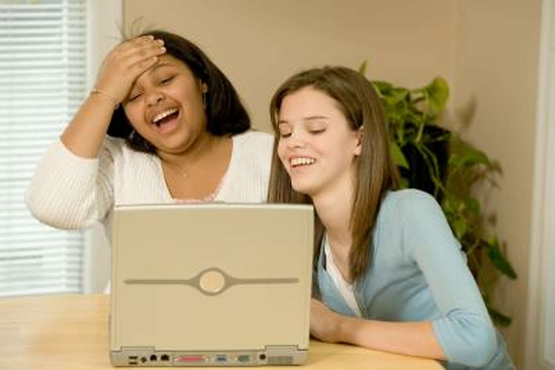 How to Insert a Screen Tip in PowerPoint