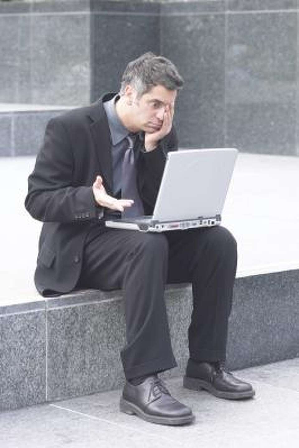 Why a Laptop Starts Up & Then Shuts Down