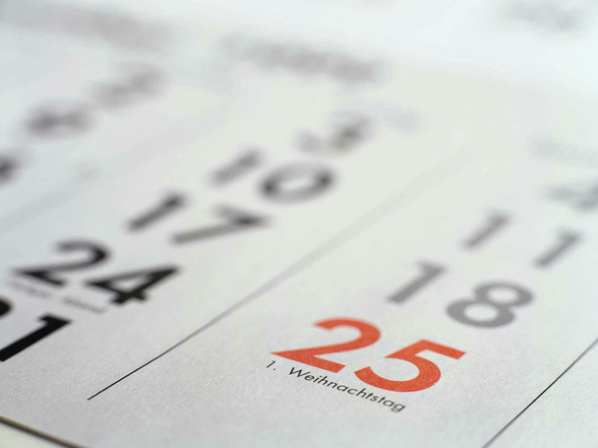 How to Make a Custom Calendar in Microsoft Word