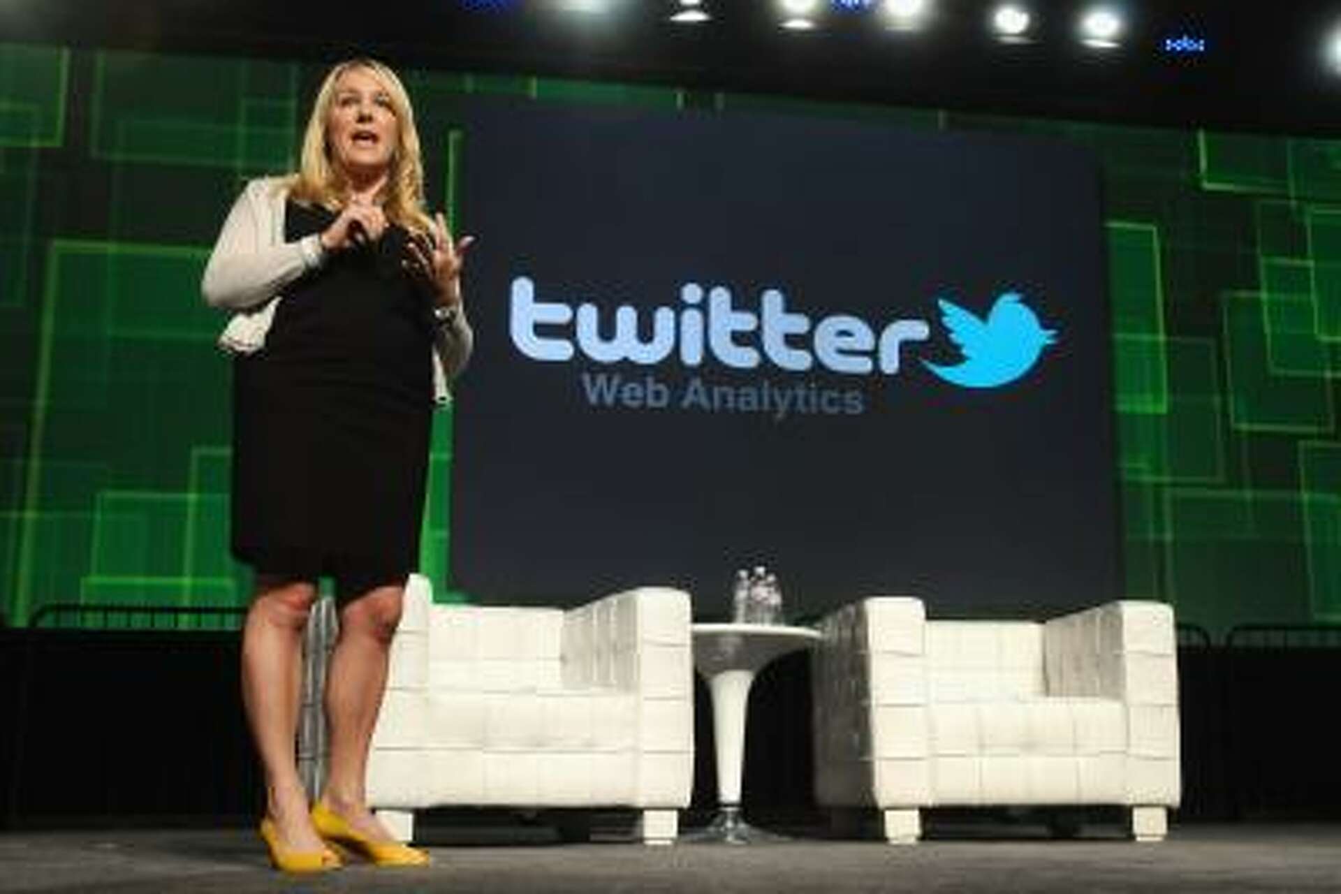 How to Make a Hyperlink on a Tweet