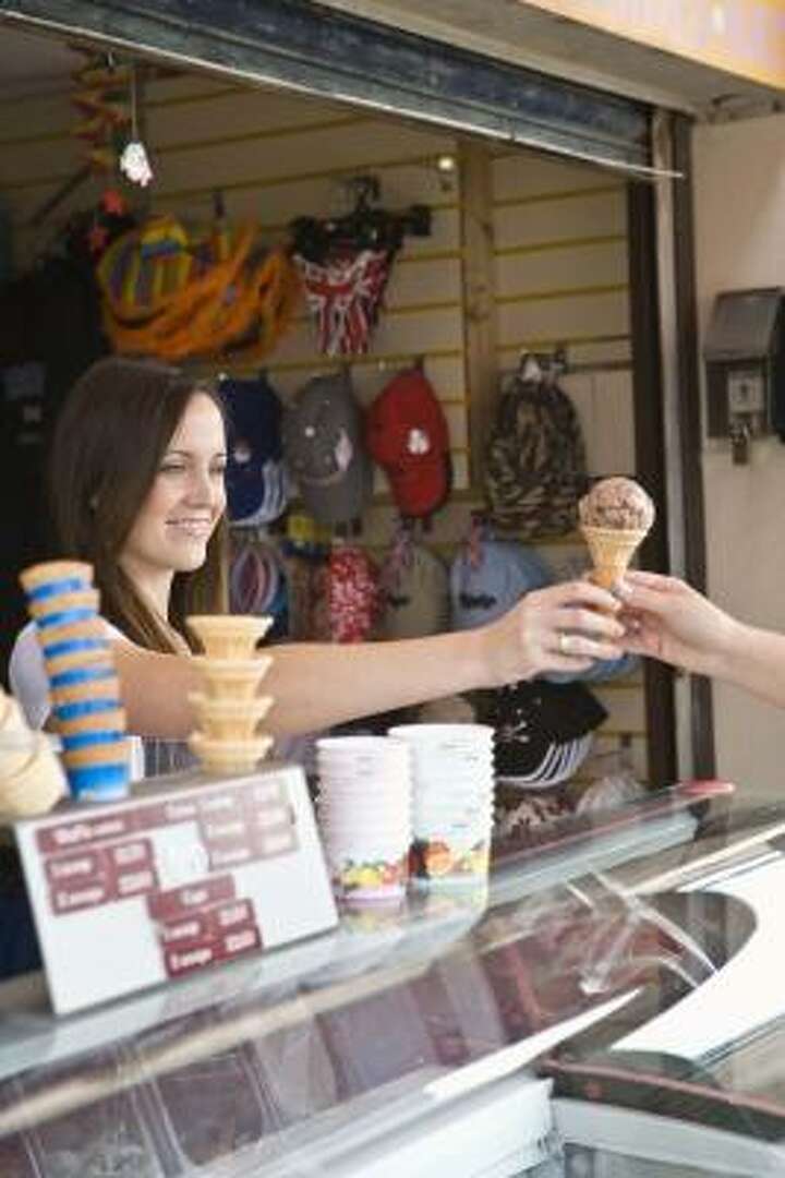 How to Run a Concession Stand Business