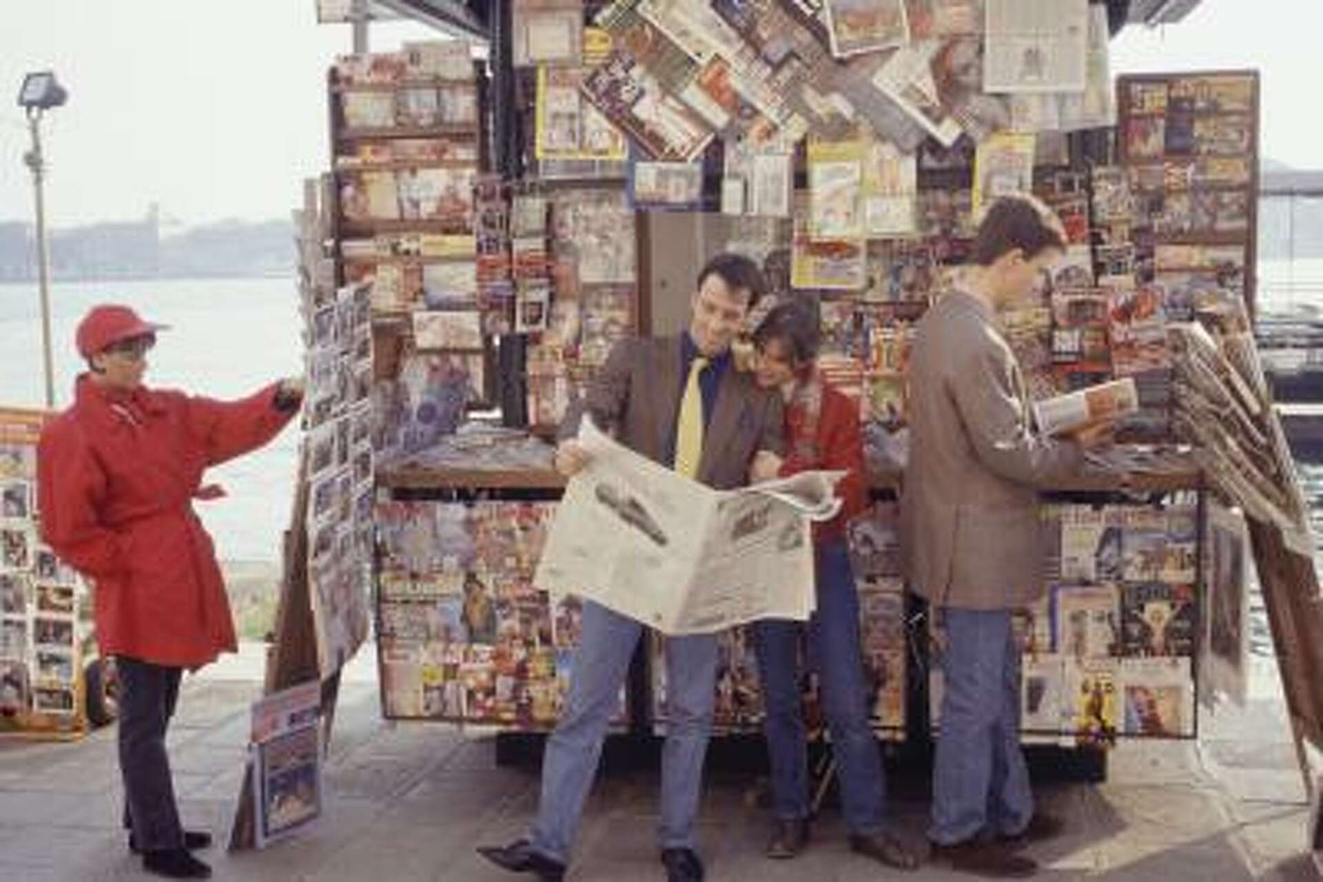 How to Make Money Selling Magazines