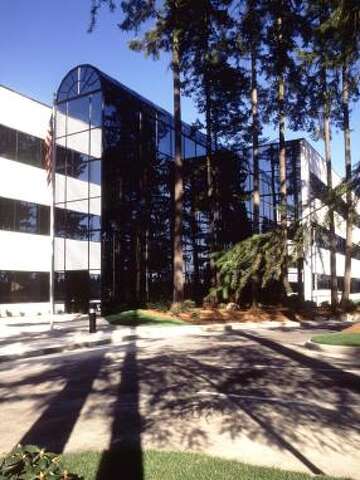 How to Manage a Corporate Office With Branch Locations