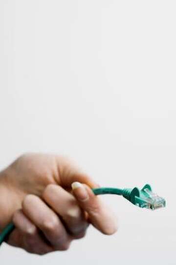 How to Network Through a 2Wire Modem