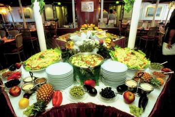 How to Set Catering Prices