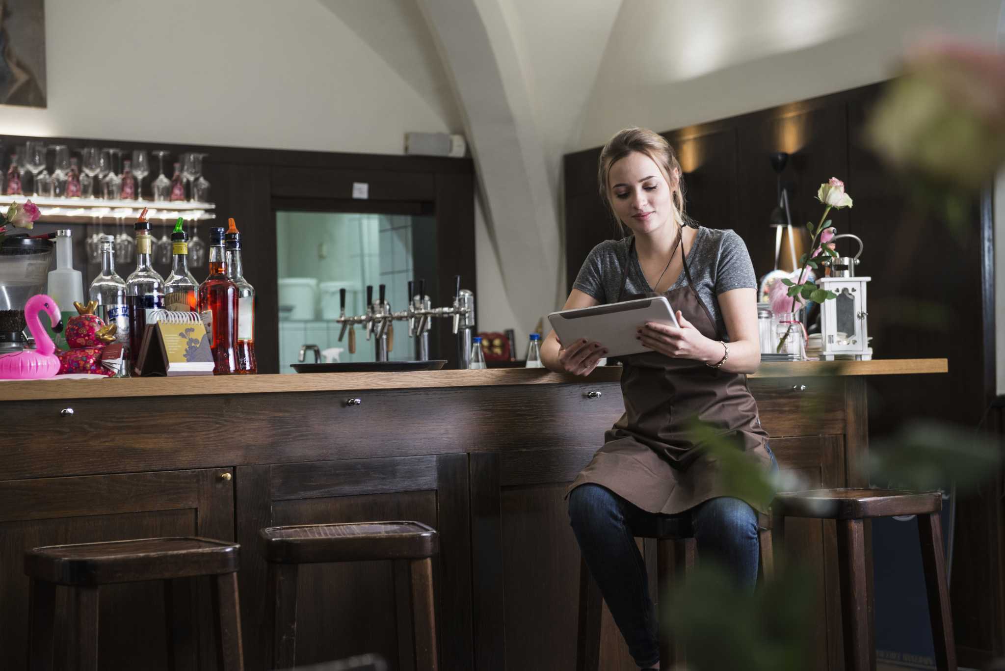 How to Open a Bar or Club