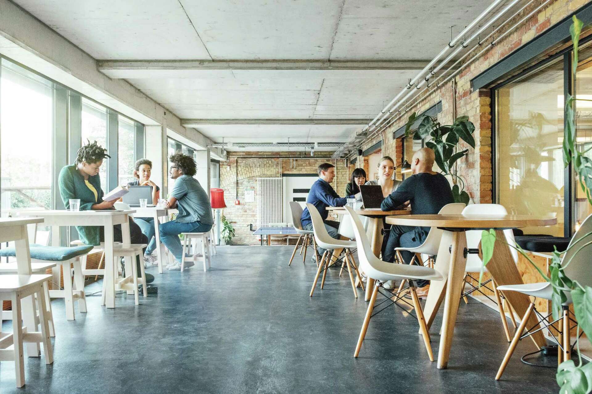 Operational Plan for a Cafeteria Restaurant