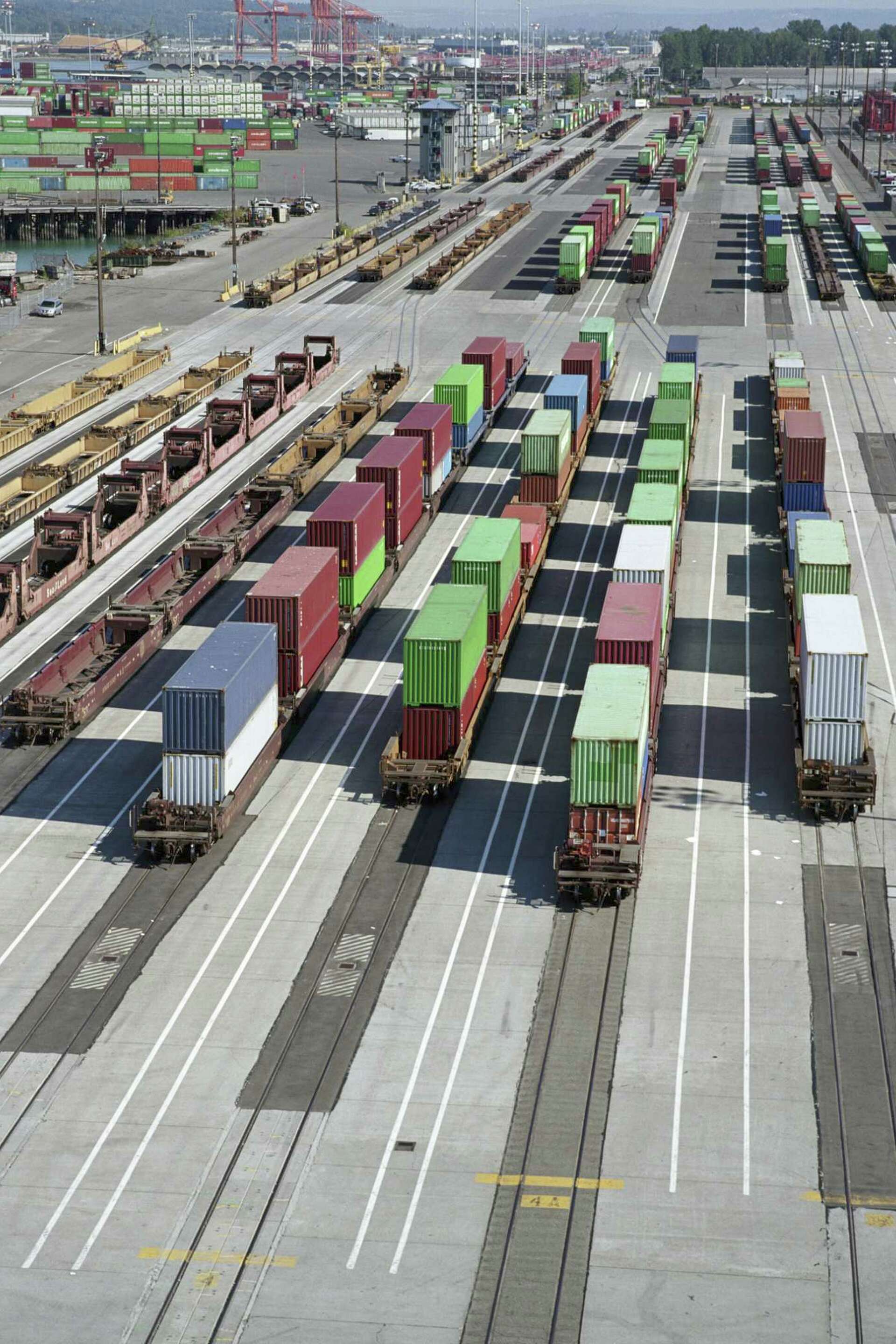 Who Pays the Freight Cost When the Terms Are FOB Destination?