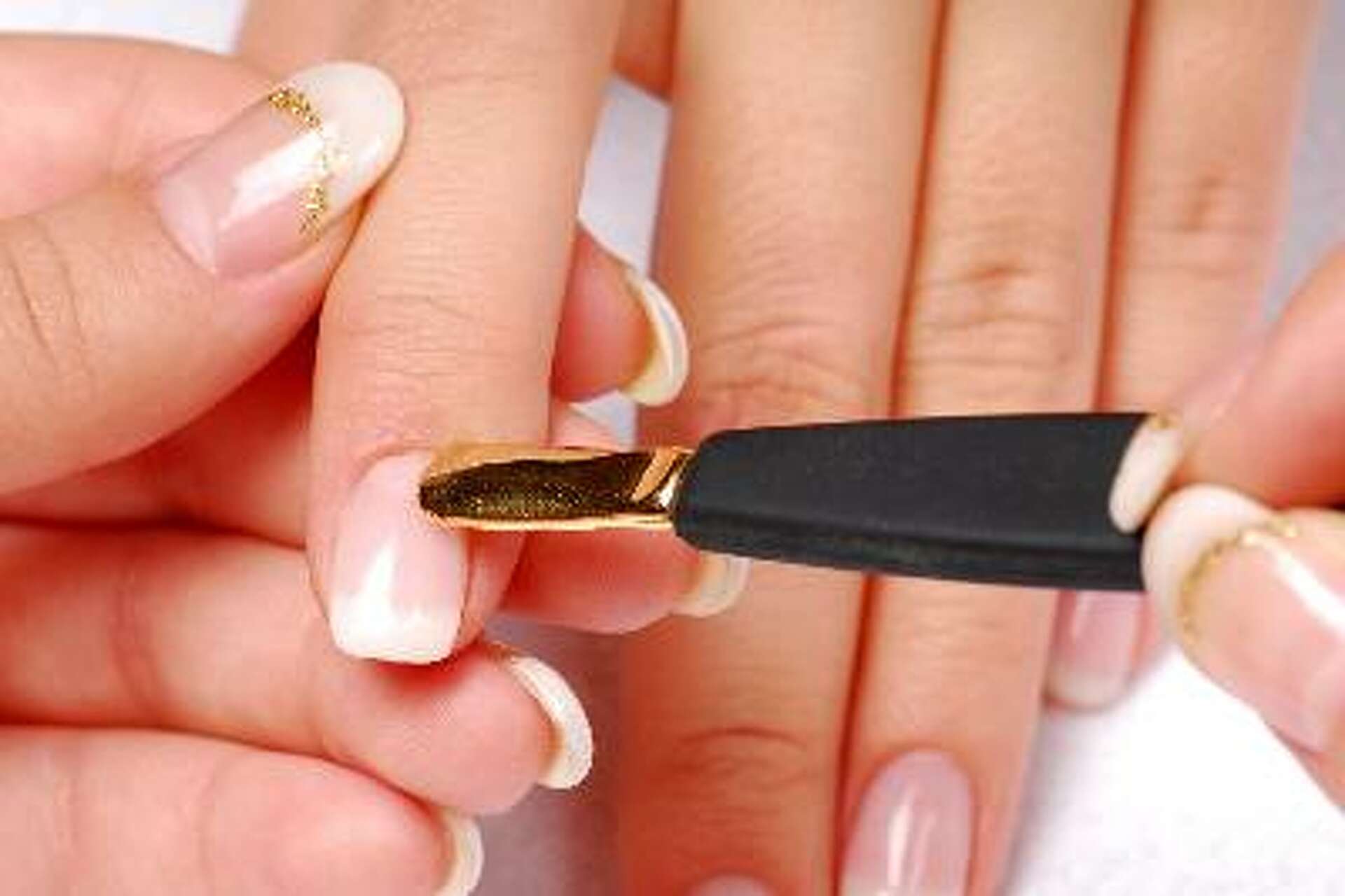 What Permits, Fees & Licenses Do I Have to Get to Open a Nail Salon?