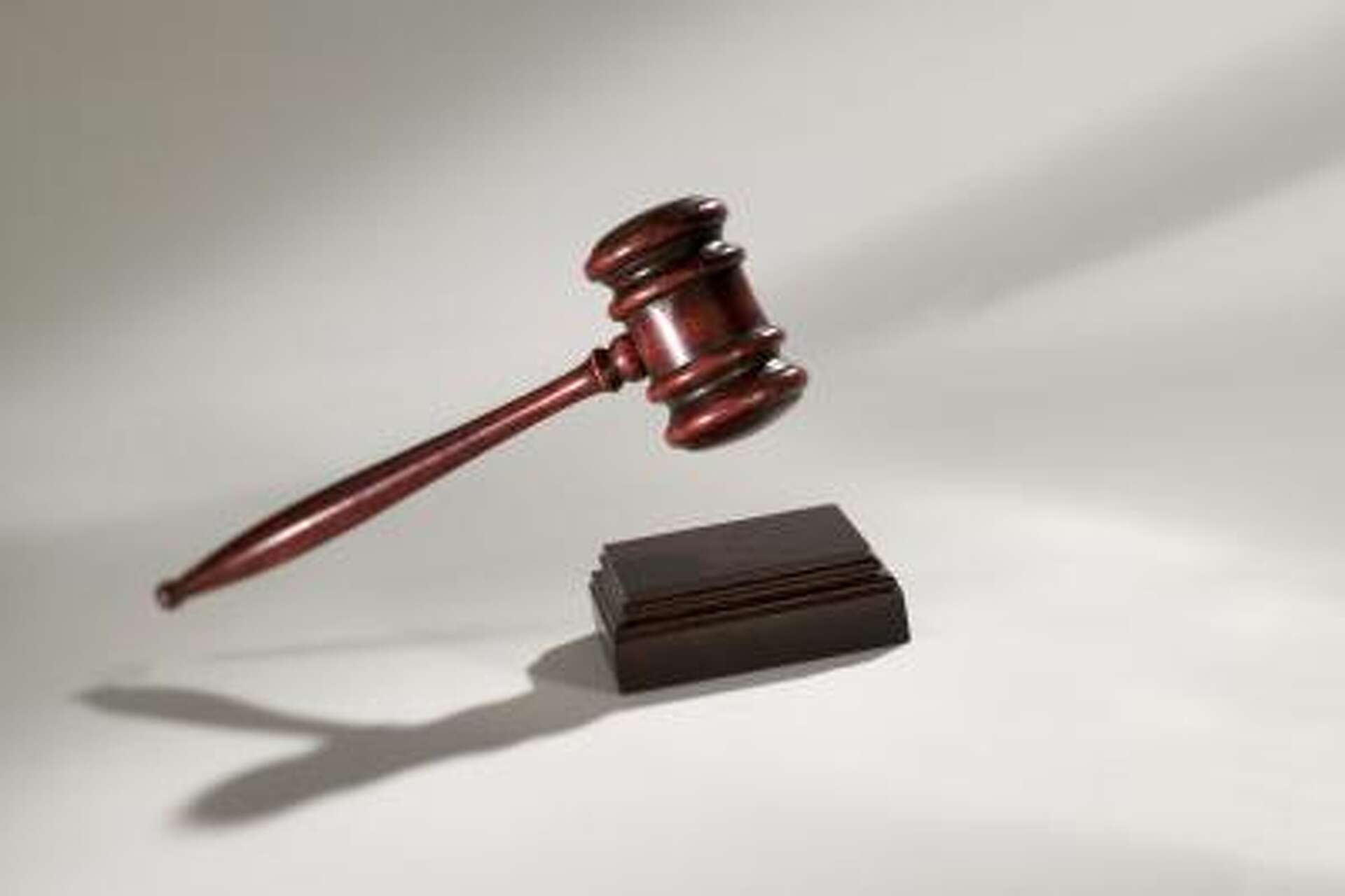 How to Place a Lien on a Business or a Personal Property