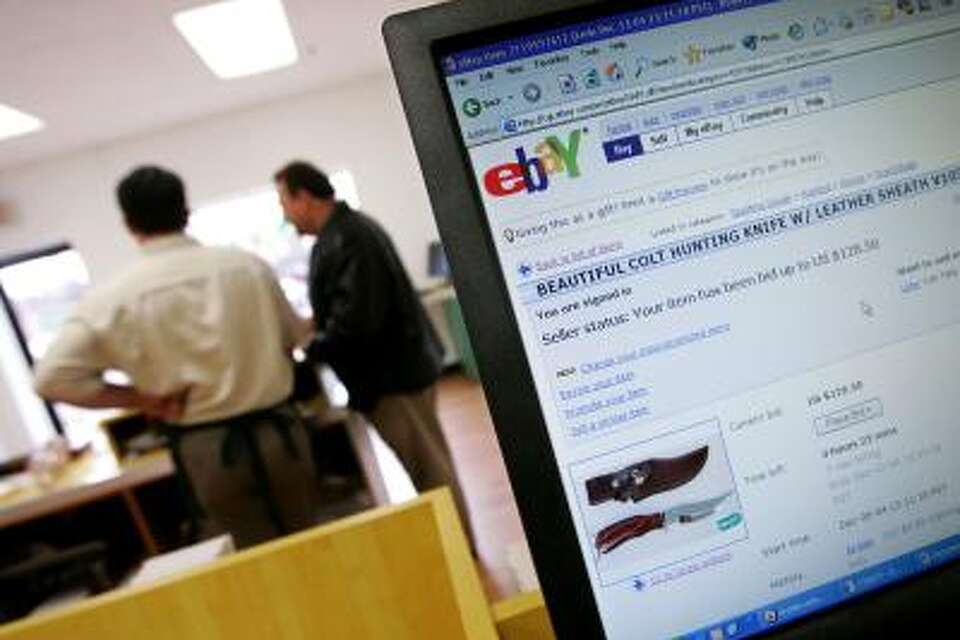 How to Post Tracking Numbers on eBay