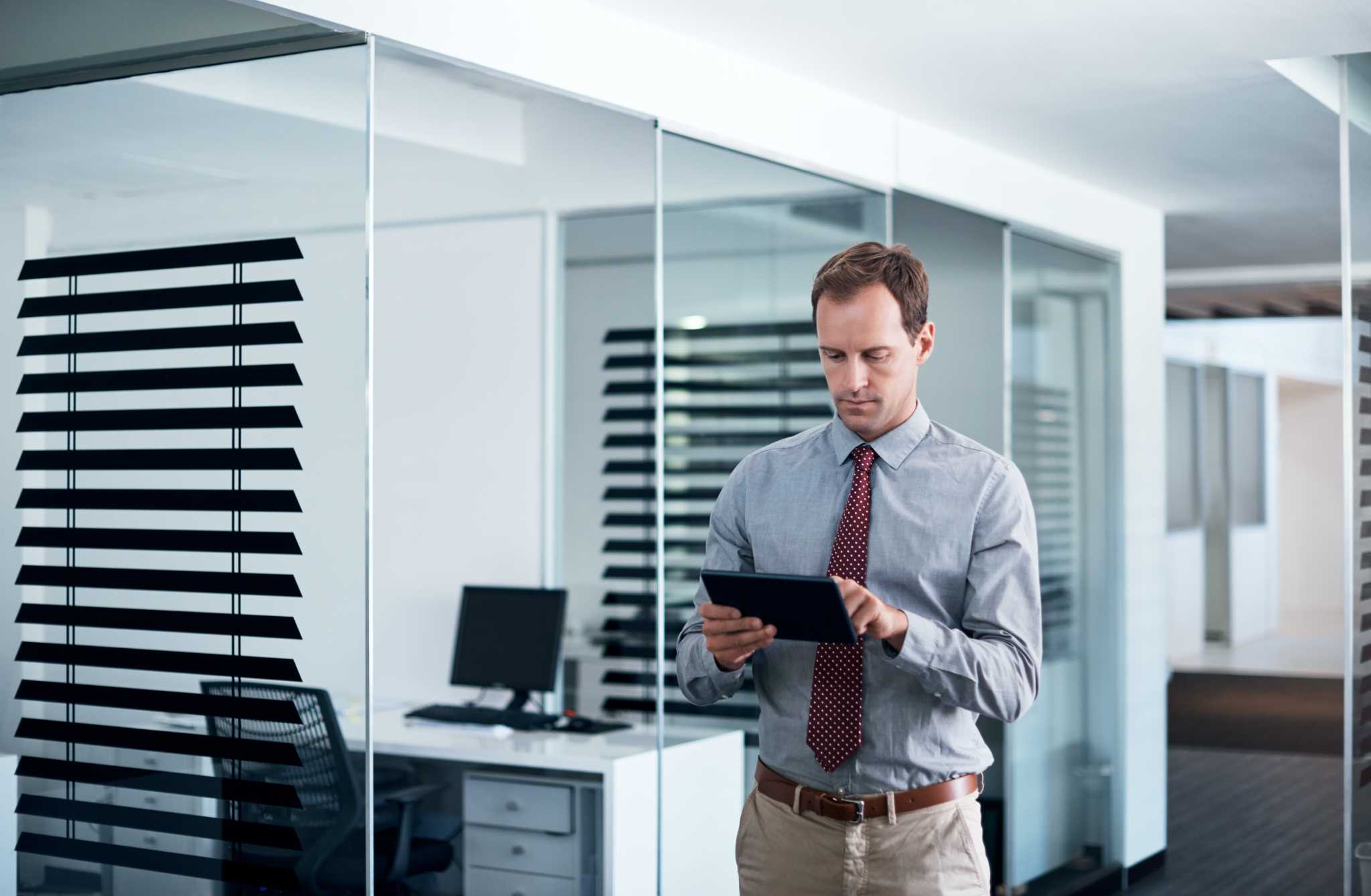 Pros & Cons of Free Enterprise