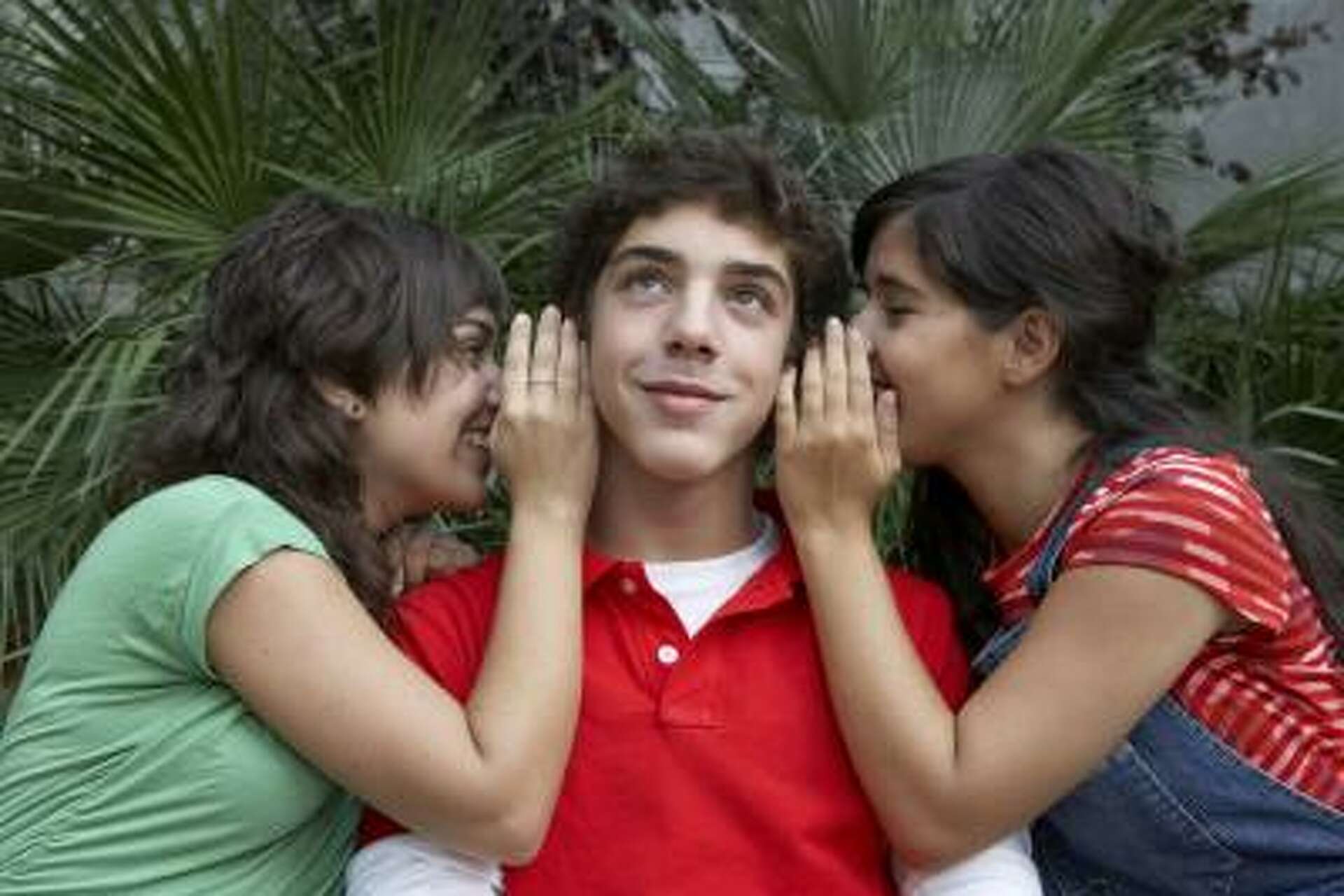 How to Send a Message to All Facebook Group Members