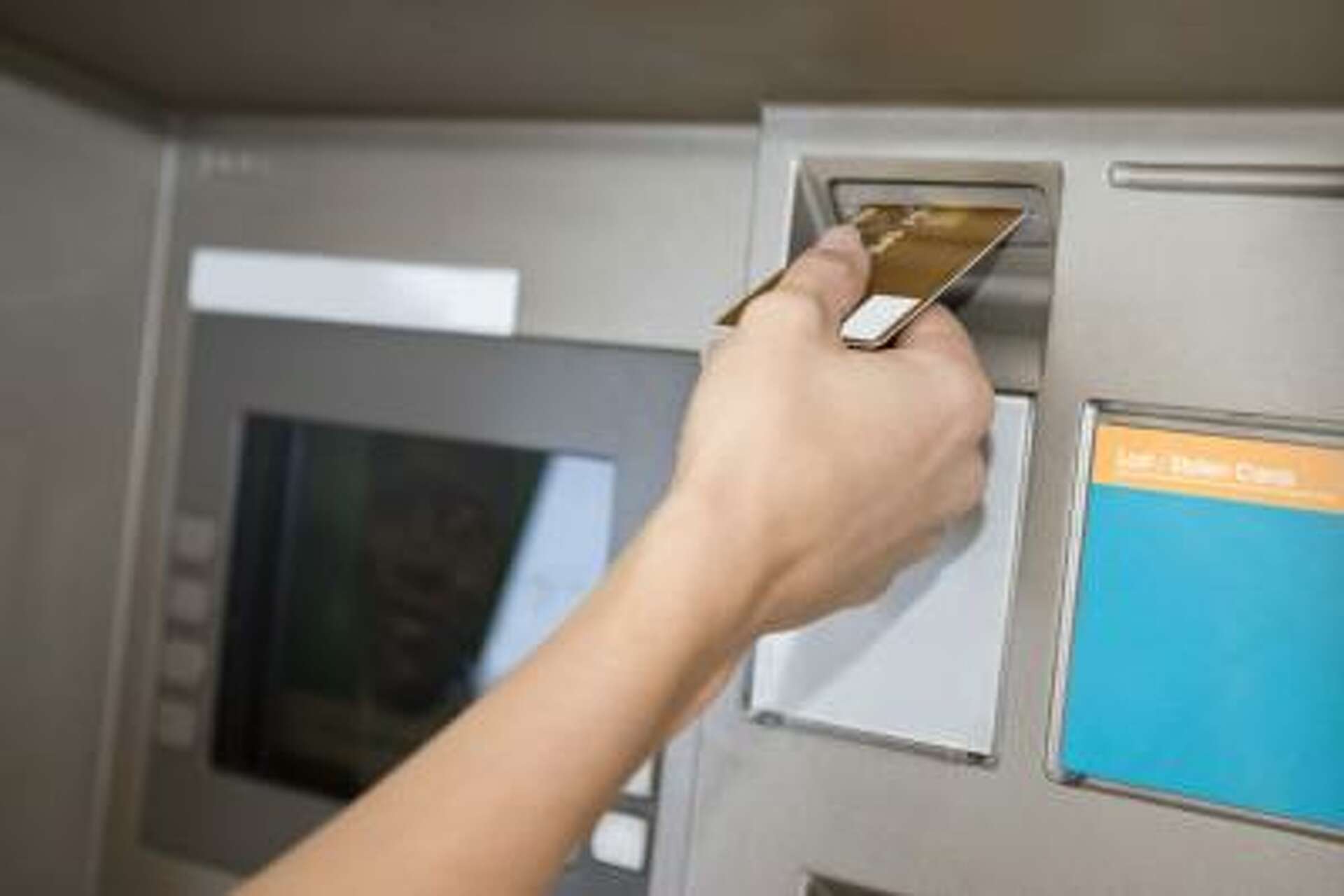 What Shows Up on a Debit Card Report?