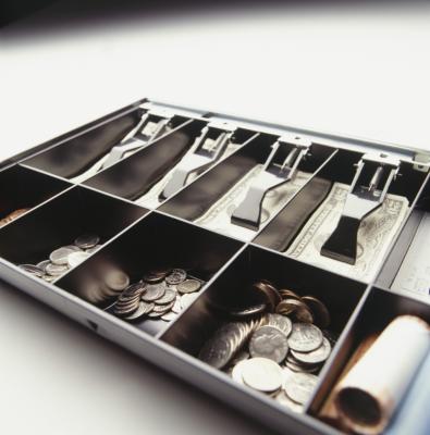 Standardizing Procedures for Cash Drawers in Restaurants