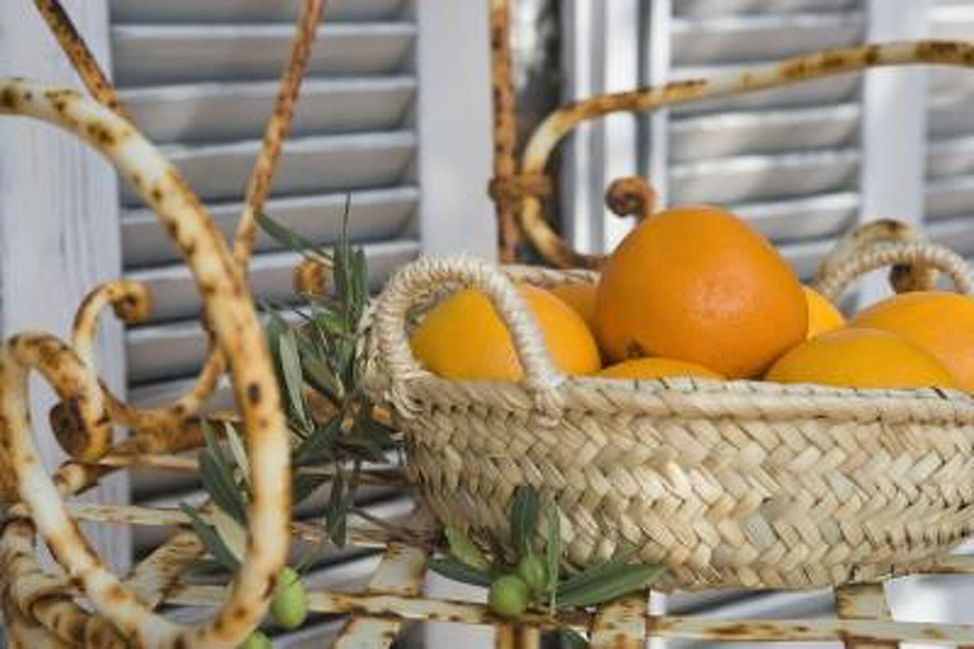 How to Start a Basket-Weaving Business