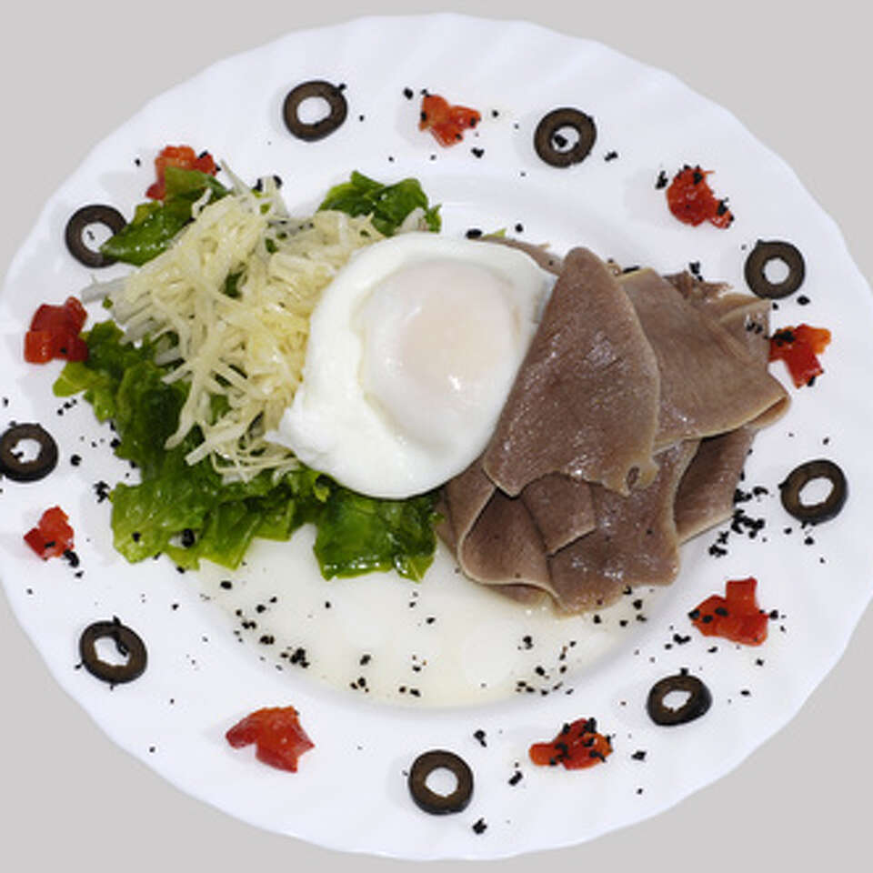 How to Start a Catering Business From Home