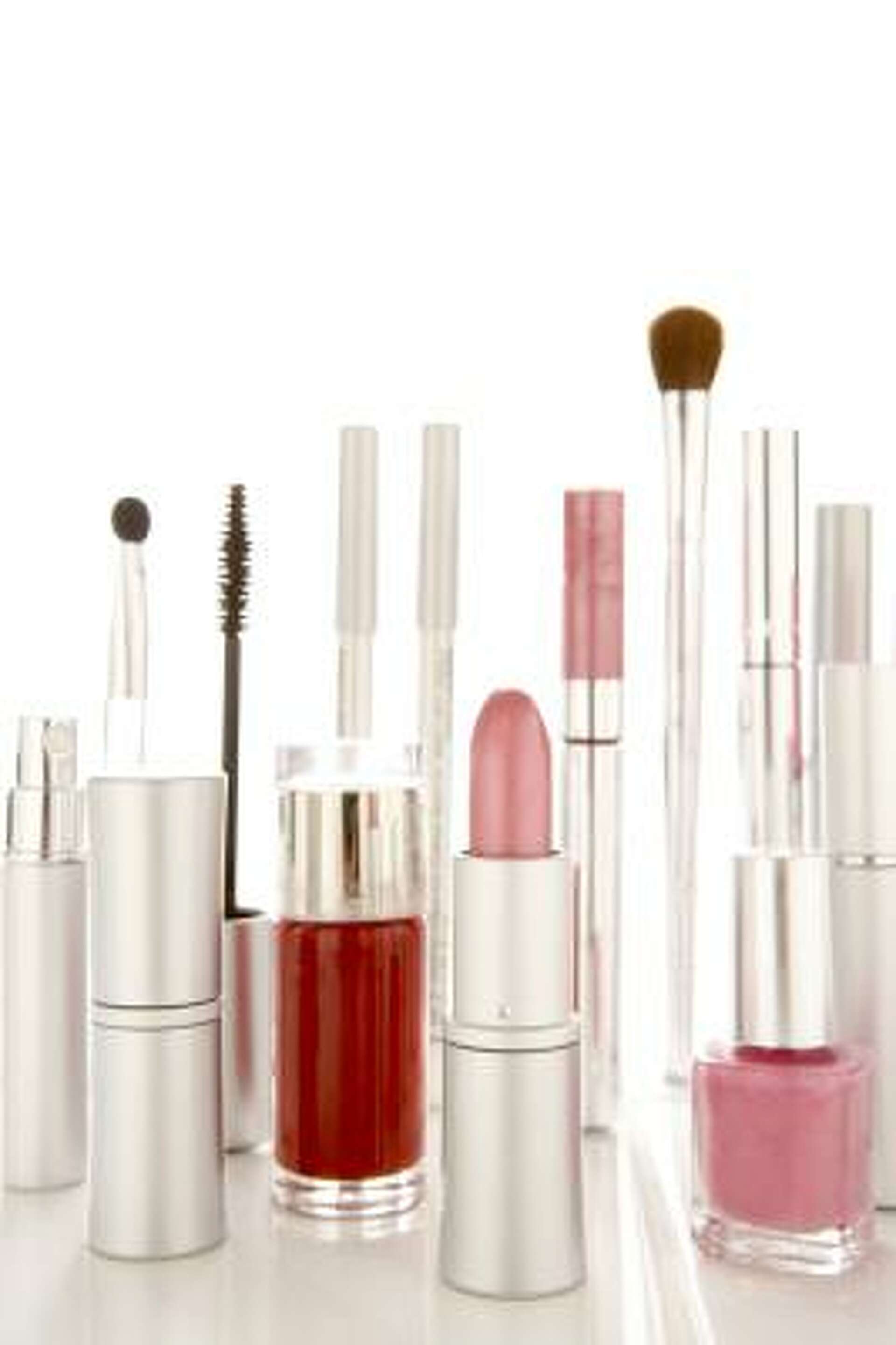 How to Start a Cosmetics Industry