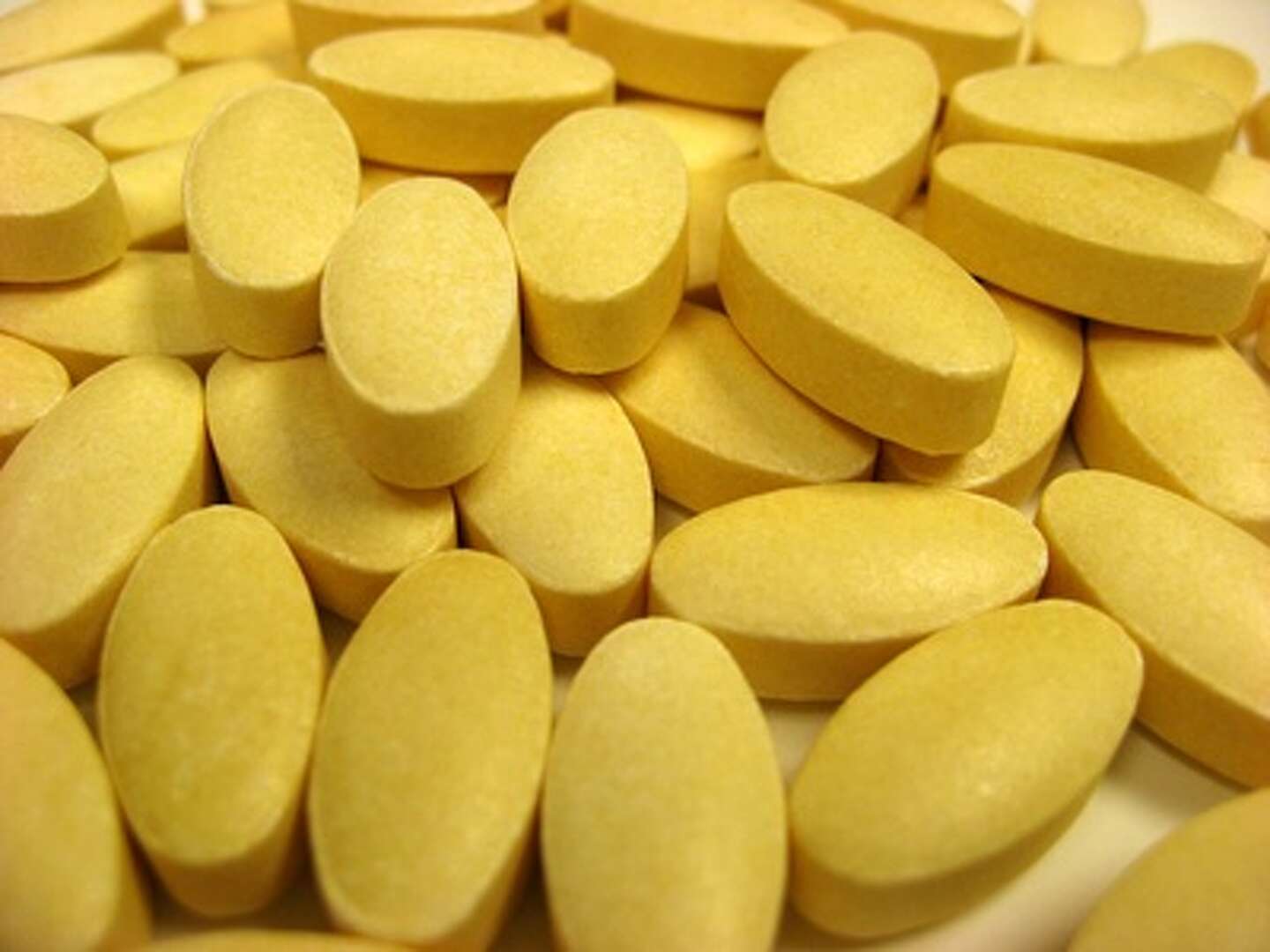 How to Start Your Own Supplement Company