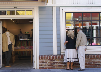 How to Start a Small Retail Business