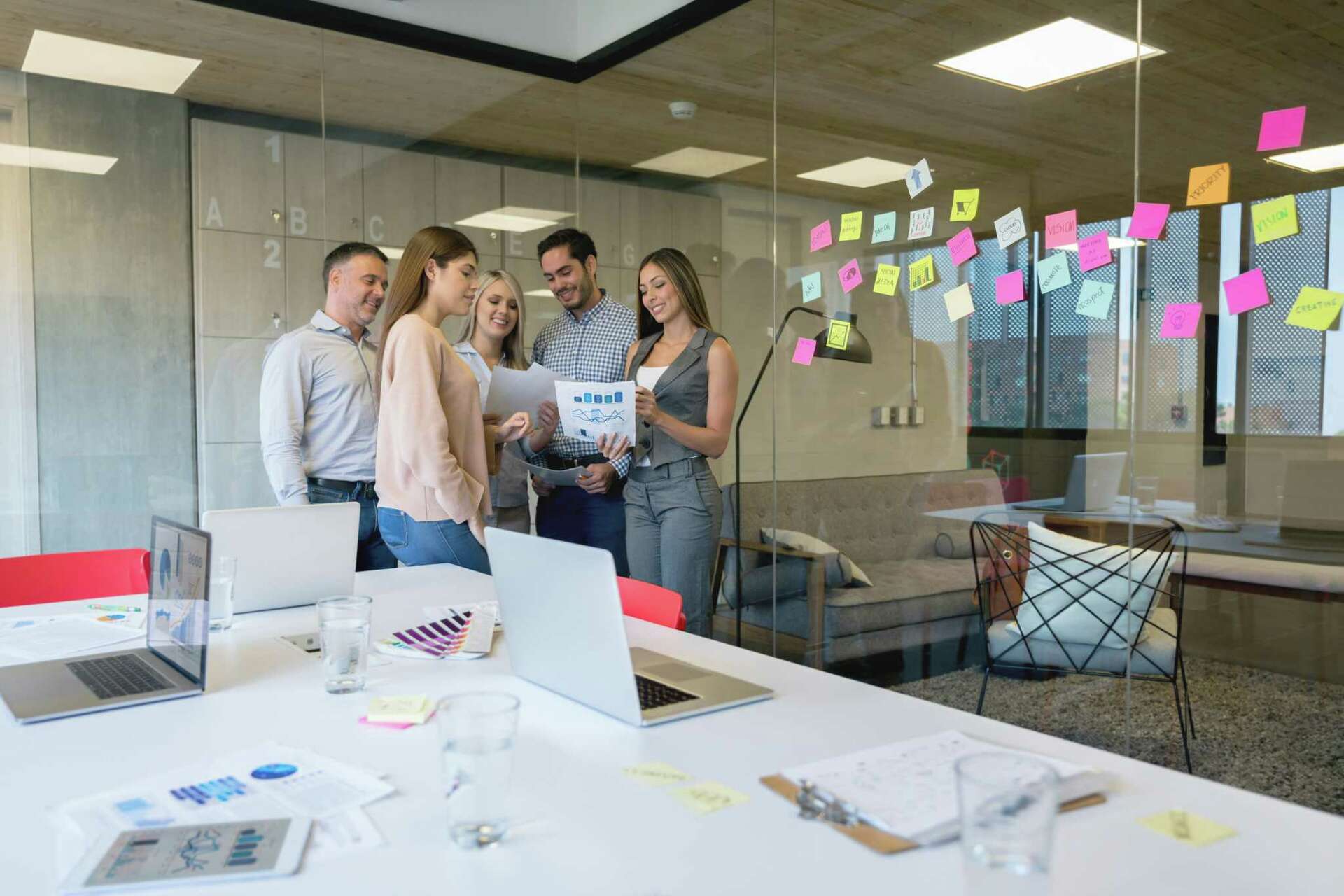 The Structure & Lines of Communication in an Organization