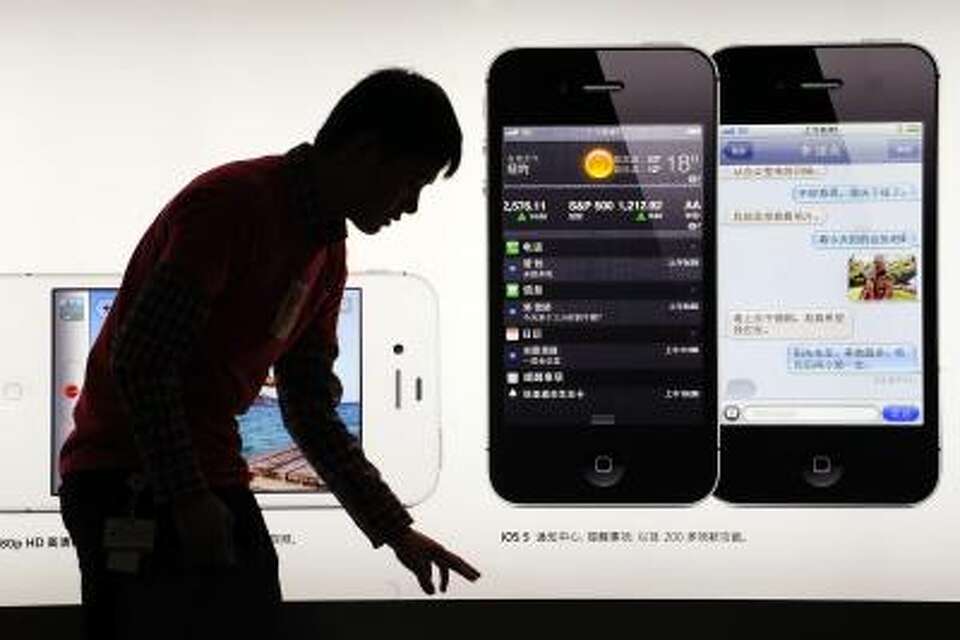 How to Text Message in a Foreign Language on the IPhone