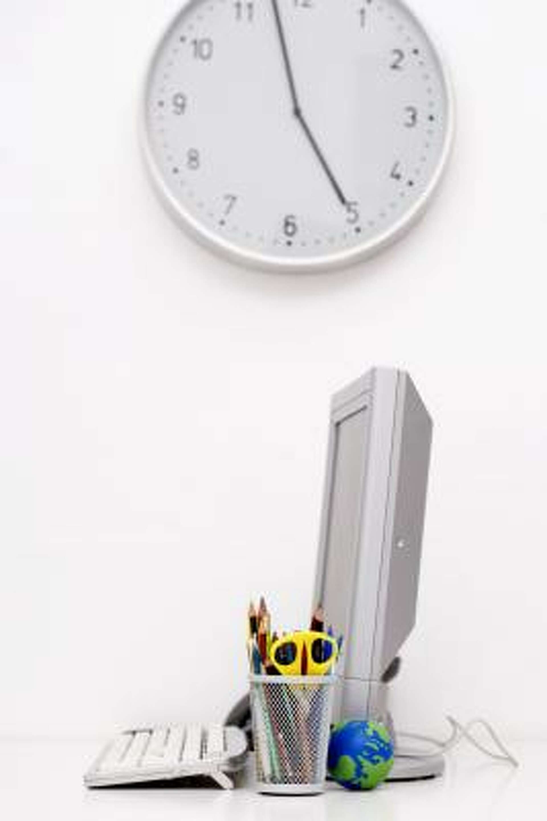 How to Find Total Hours on Computer