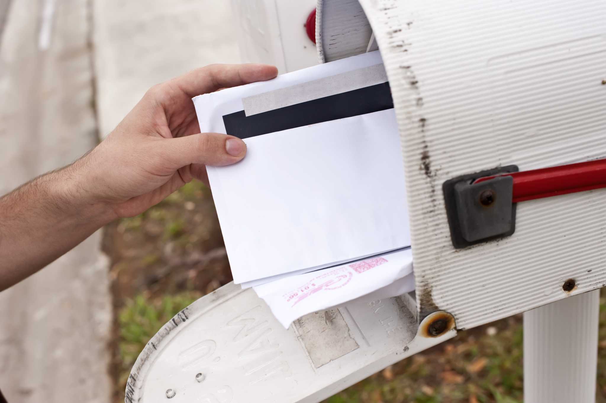 How to Track the Sender on Certified Mail