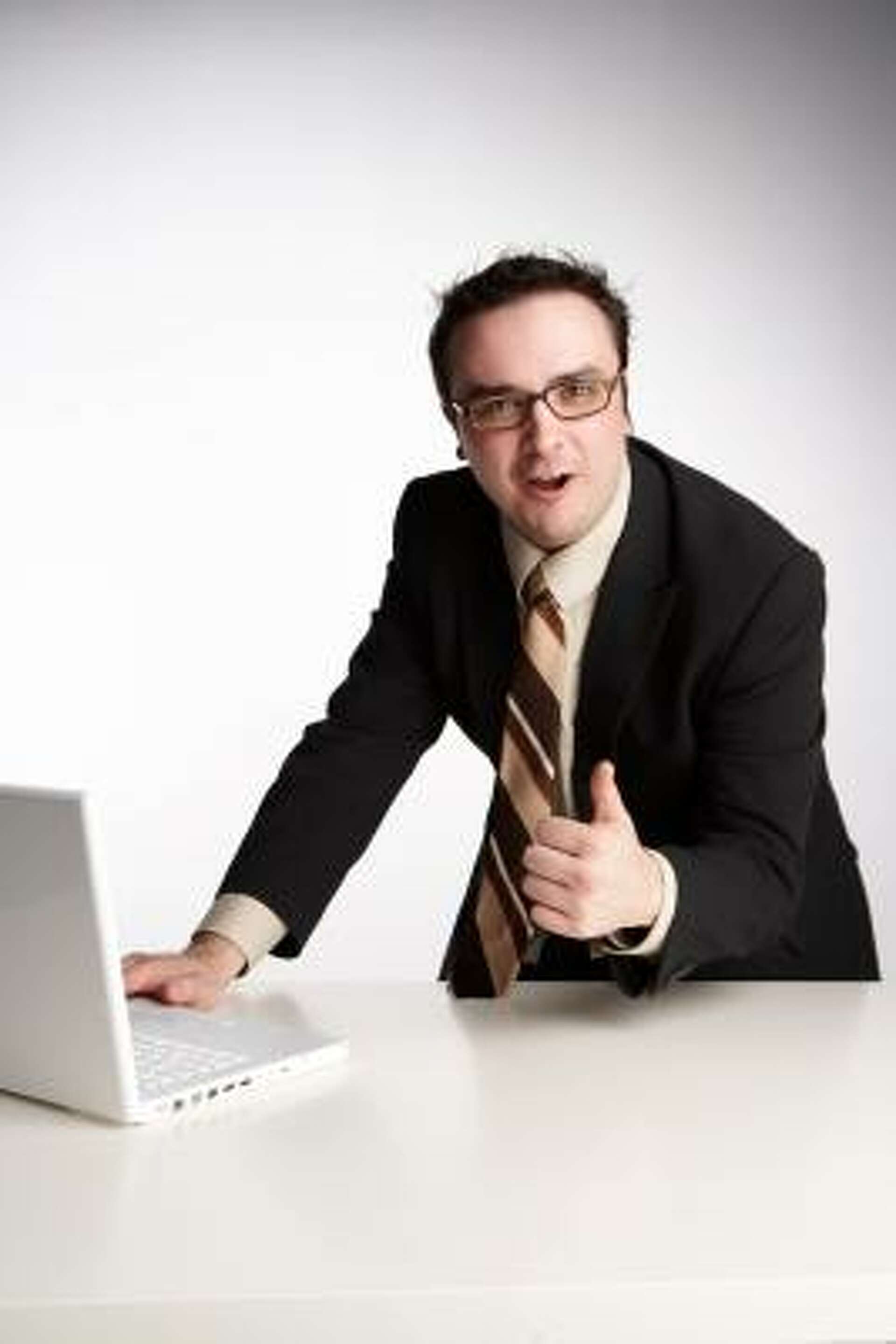 How to Type in the Middle of Letters Without the Next Letters Disappearing