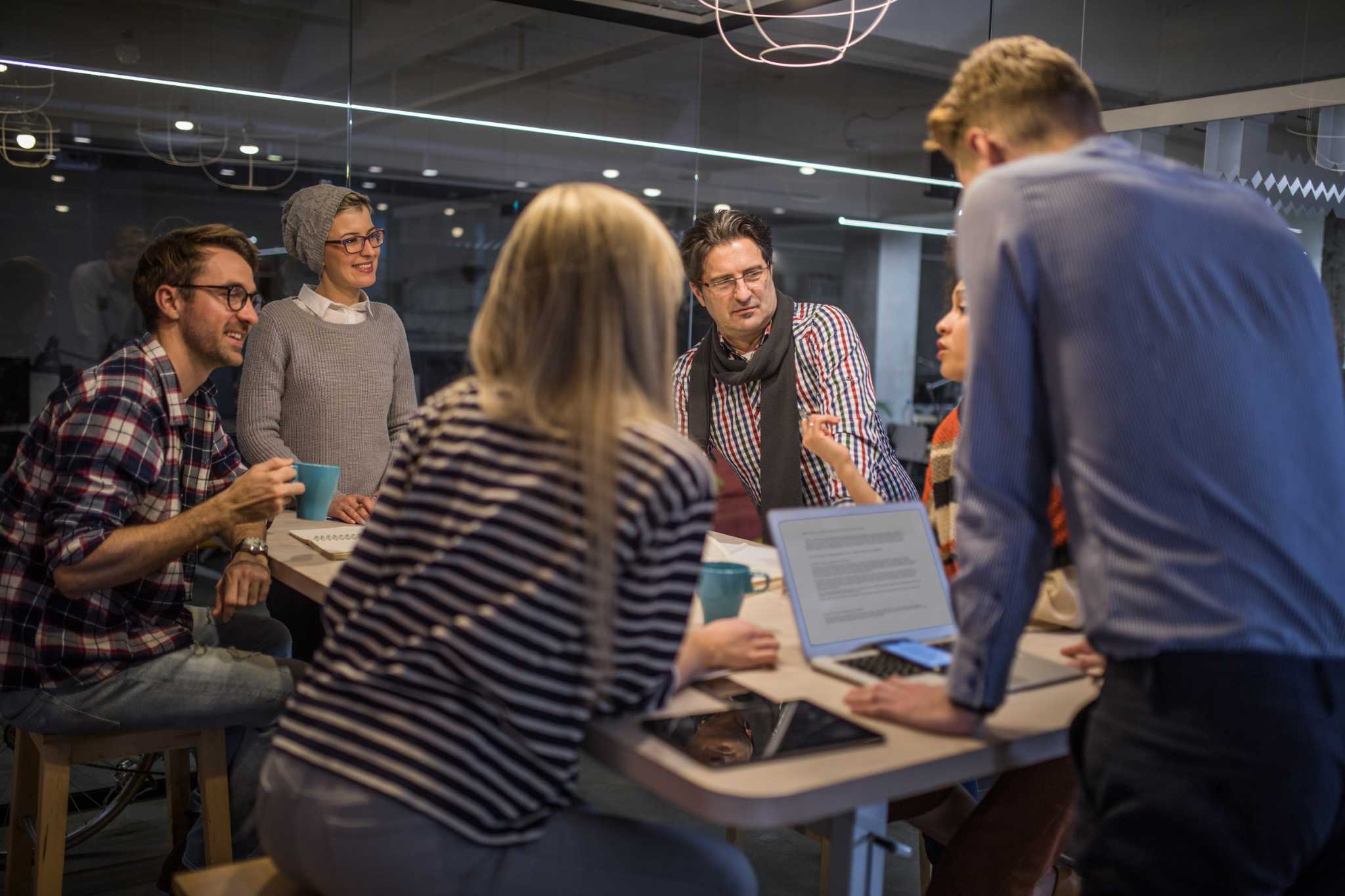 Types of Strength and Weakness for Performance Evaluations