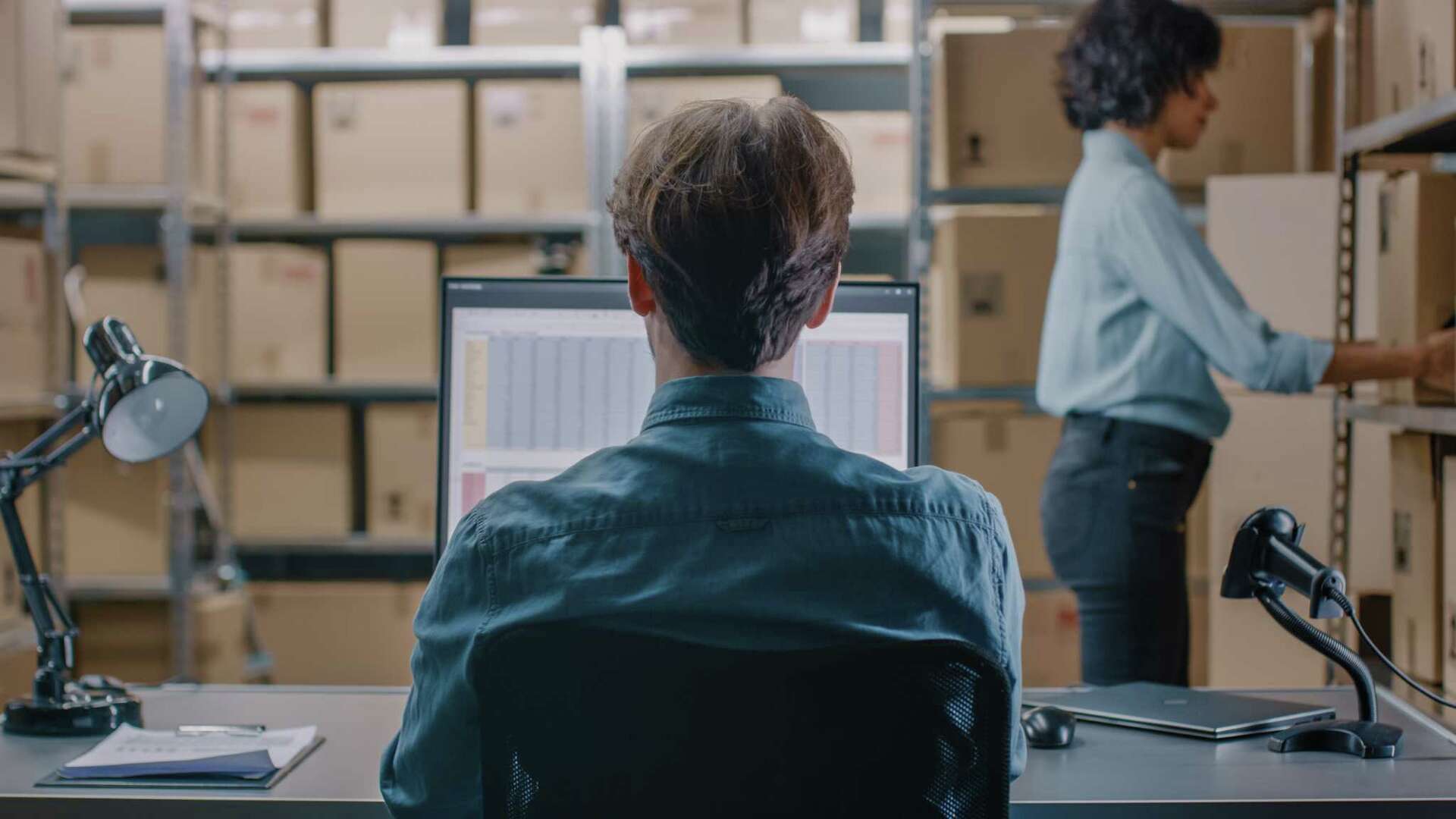 How to Use Technology to Track Inventory