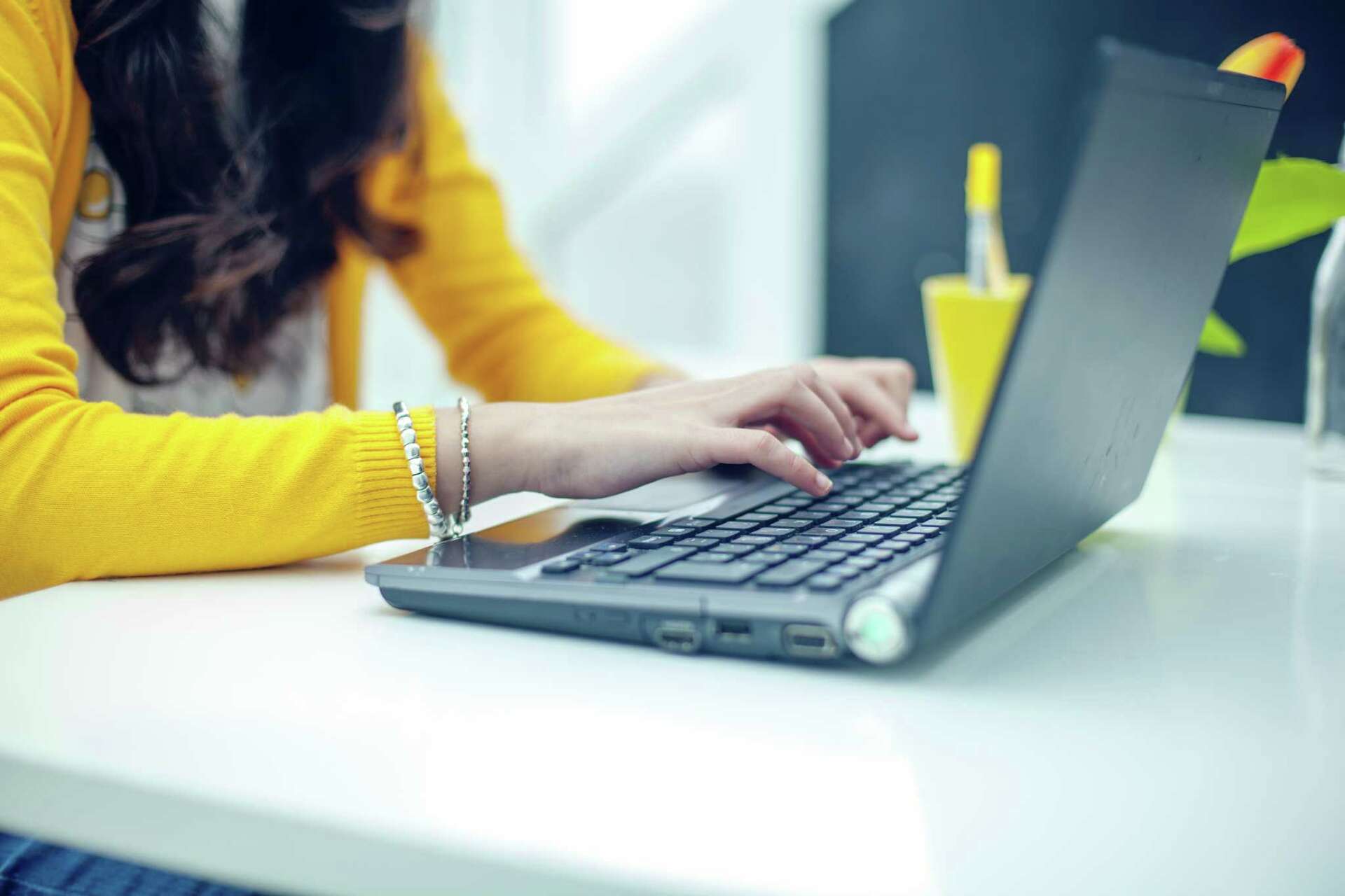 How to Write a Bar Over a Text in Word