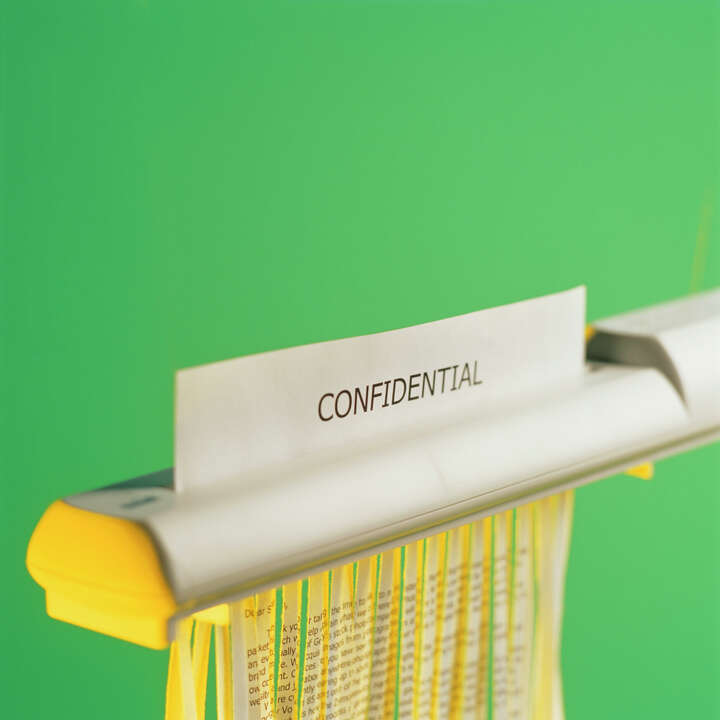 How to Write Confidential Reports to Employees