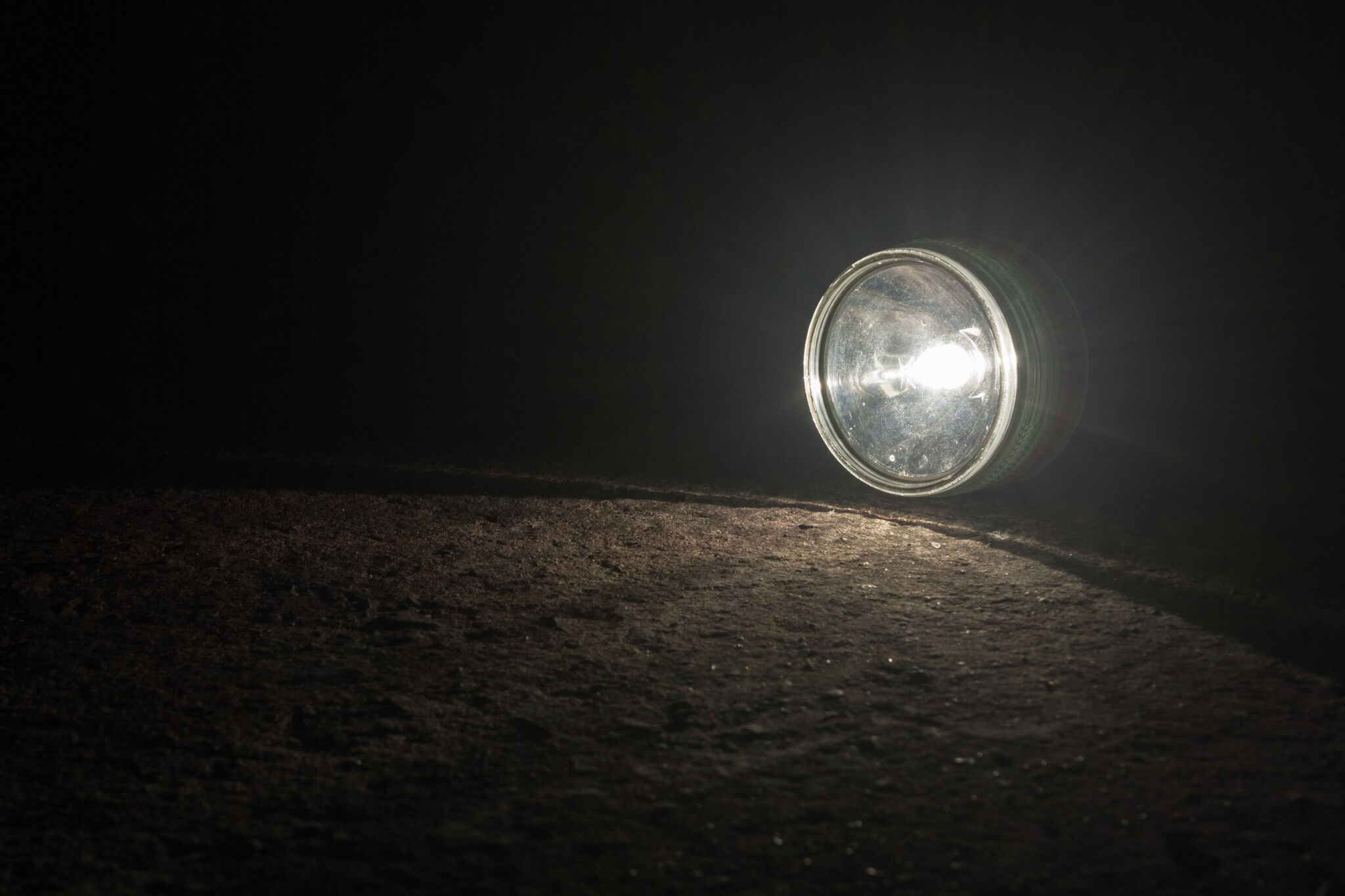 Houston flashlight club hopes to connect local enthusiasts