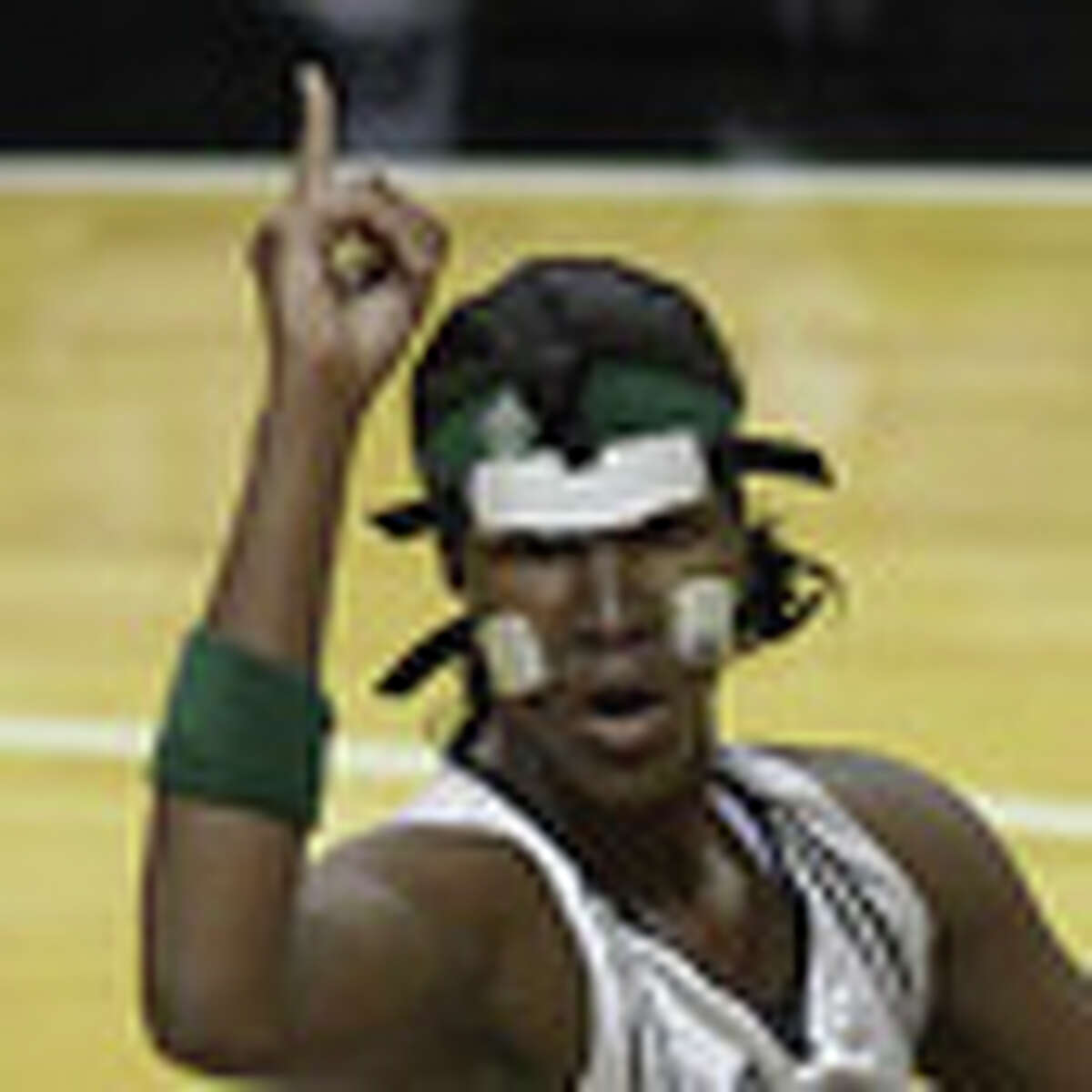 Silver Stars defeat Fever, 75-61
