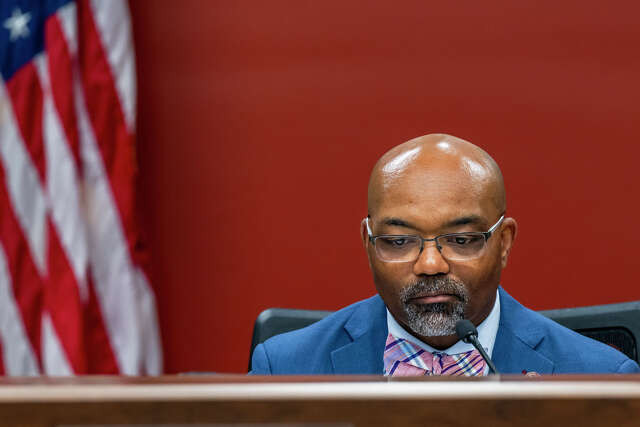 See the 25 highest-paid superintendents in Texas and Houston