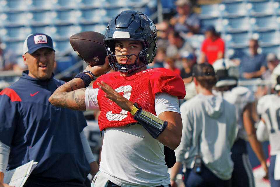 Jim Mora names Nick Evers starting QB for UConn opener at Maryland