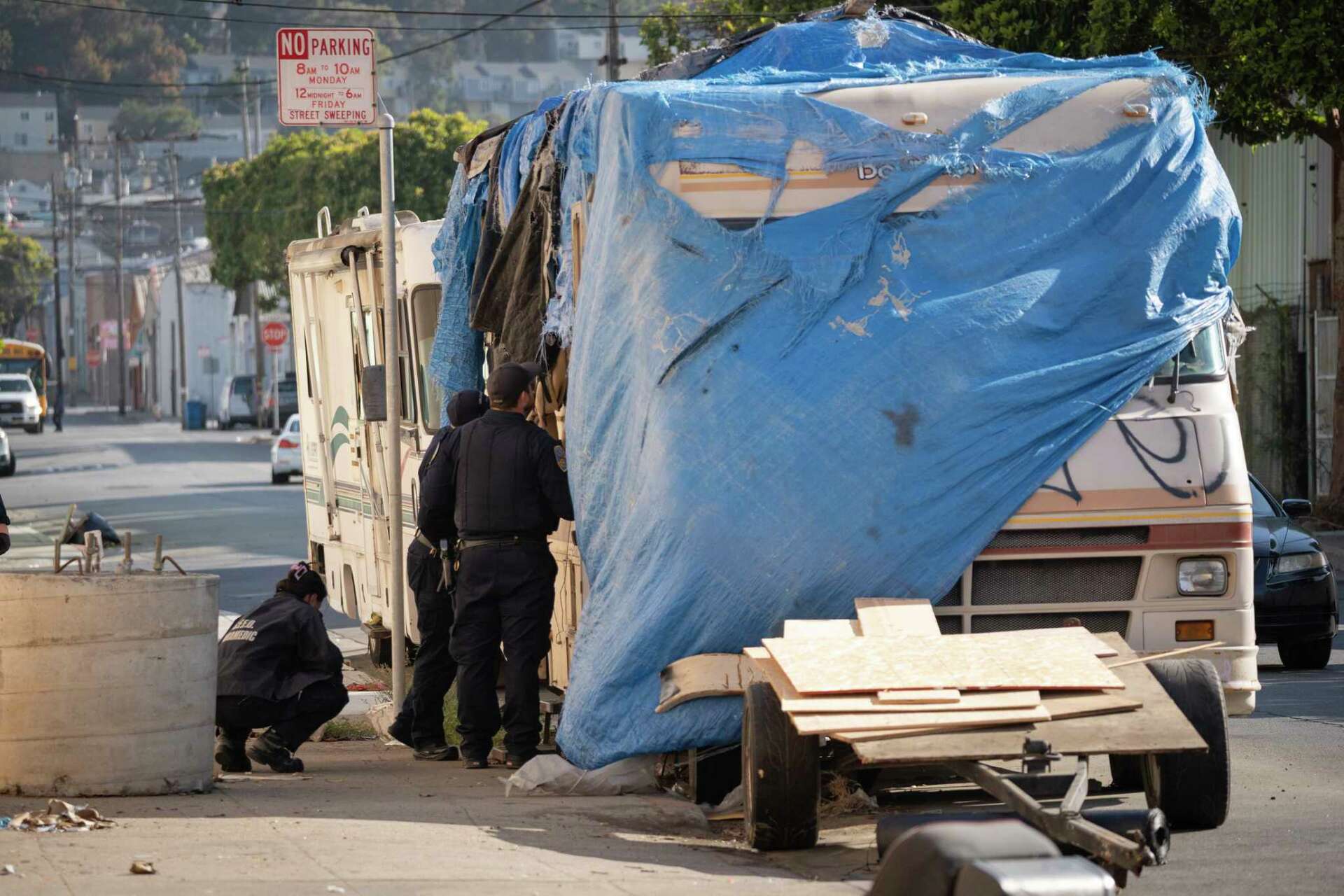 Breed says homeless people living in RVs in SF face towing