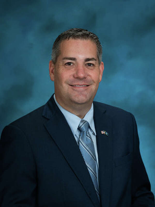 New USAA CEO announces departures of several executives