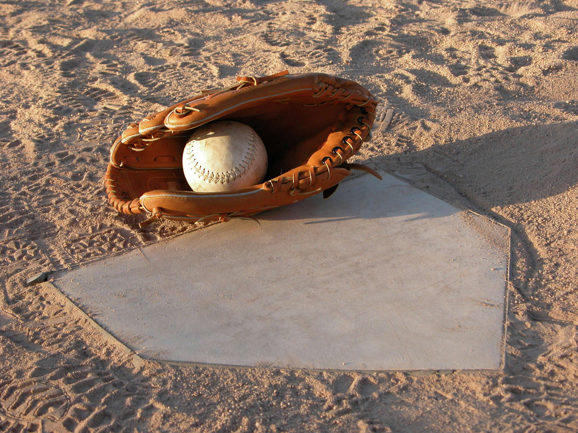 Beloved Texas softball umpire killed in ride share shooting