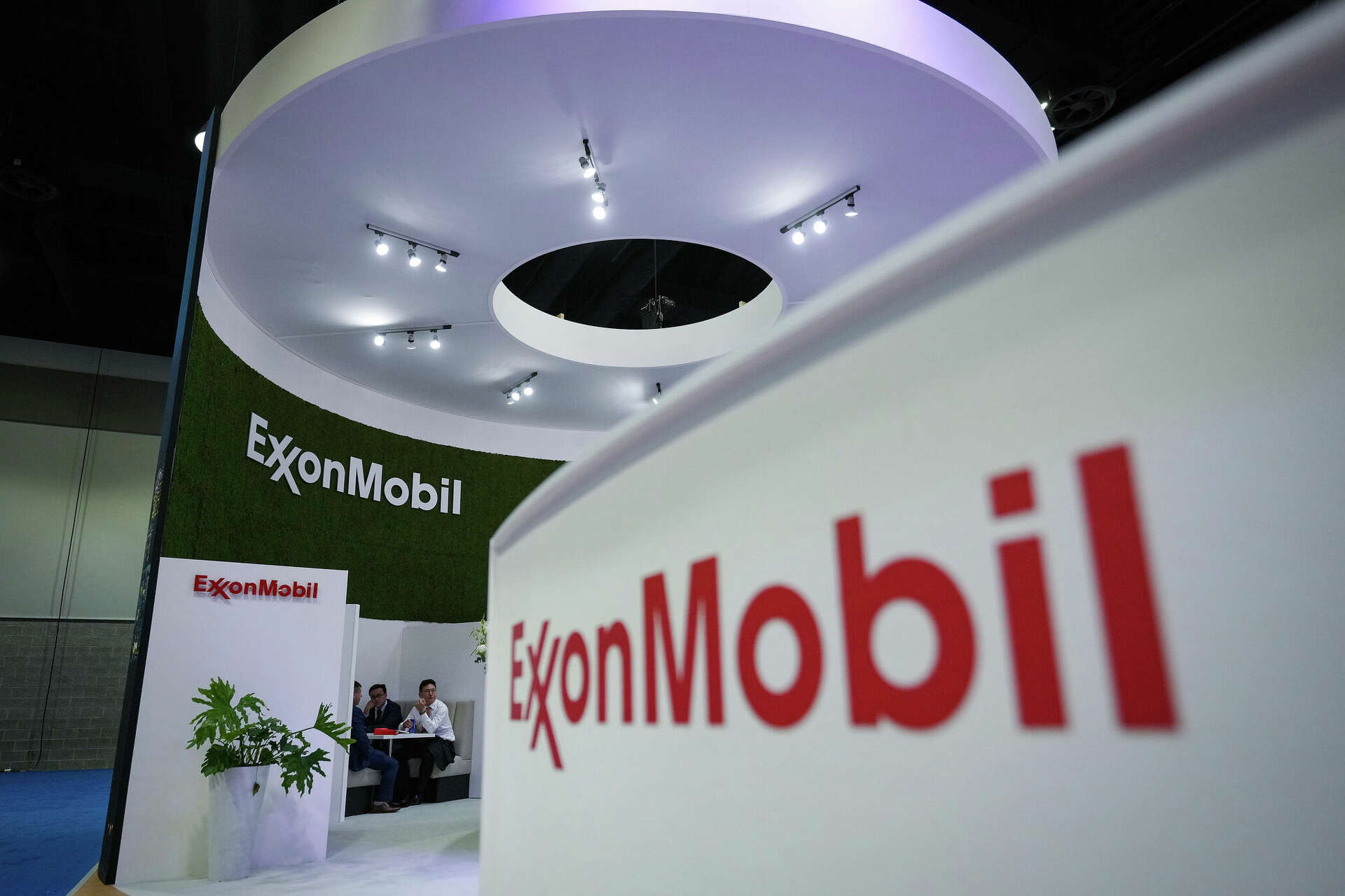 ExxonMobil earmarks $140B for projects through 2030