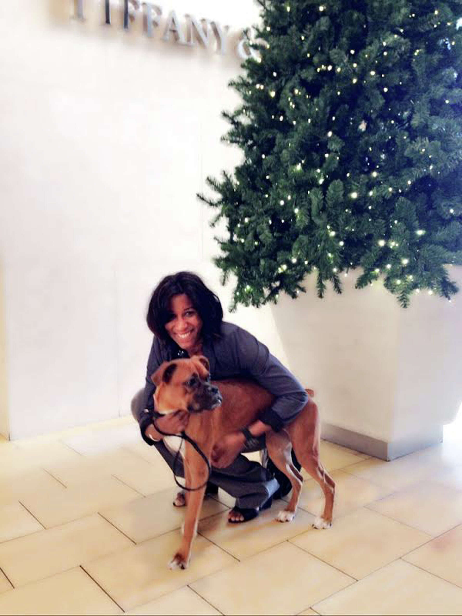 One last kiss for Ava, a superstar dog both in my book and in my life