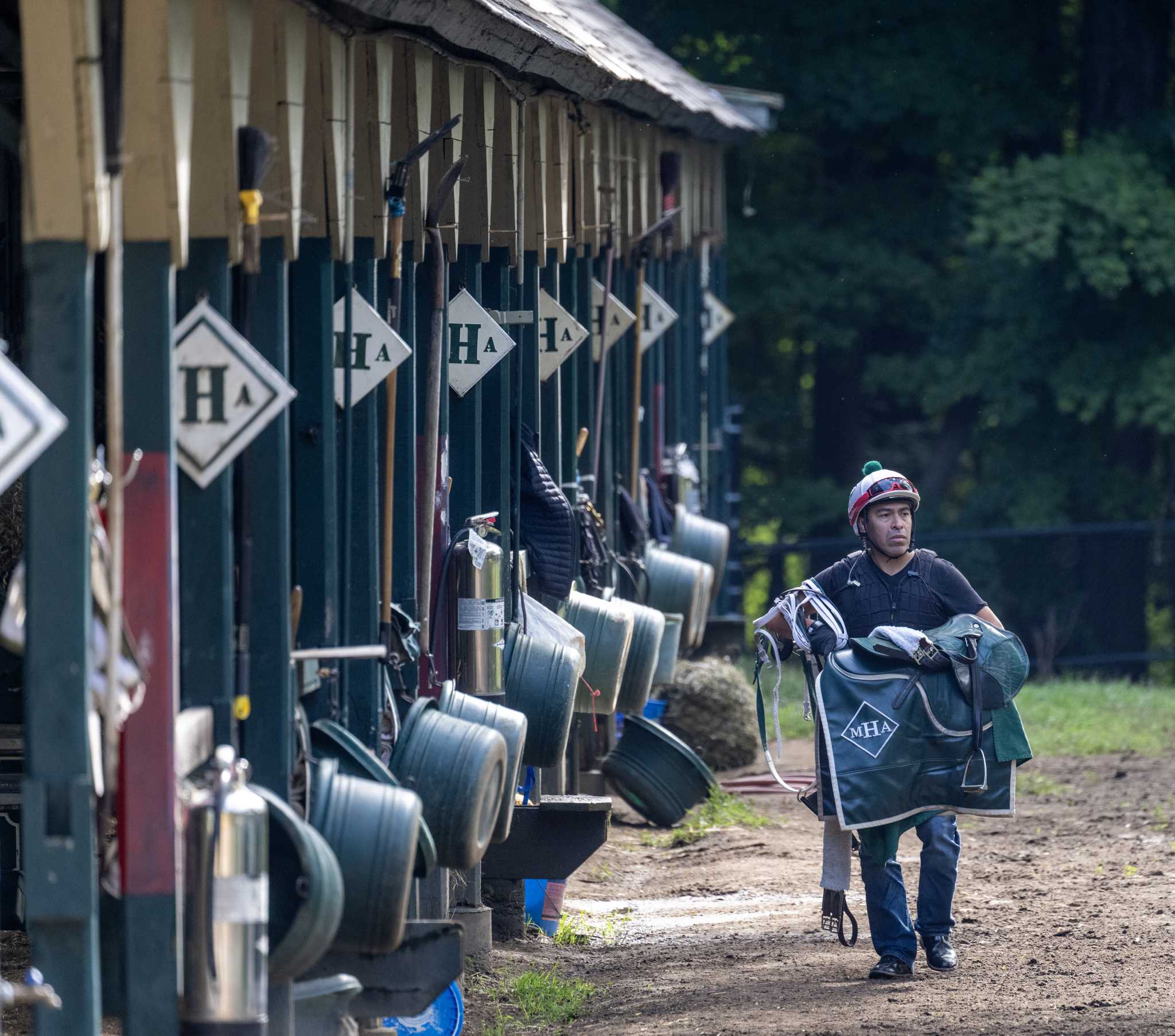 Quarantine lifted at Saratoga barn, put in place at Belmont