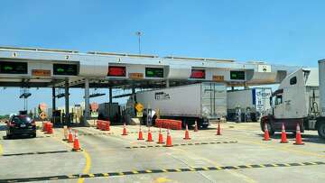 Suspect tried circumventing USBP checkpoint with 3 migrants