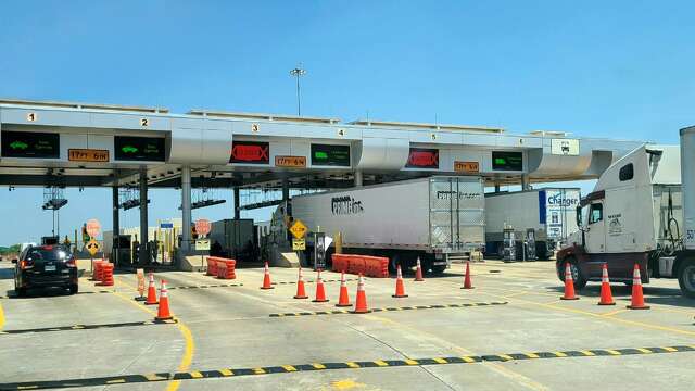 Suspect tried circumventing USBP checkpoint with 3 migrants