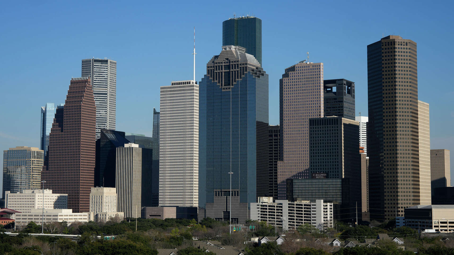 Houston leaders seek to right mediocre upward mobility at new summit