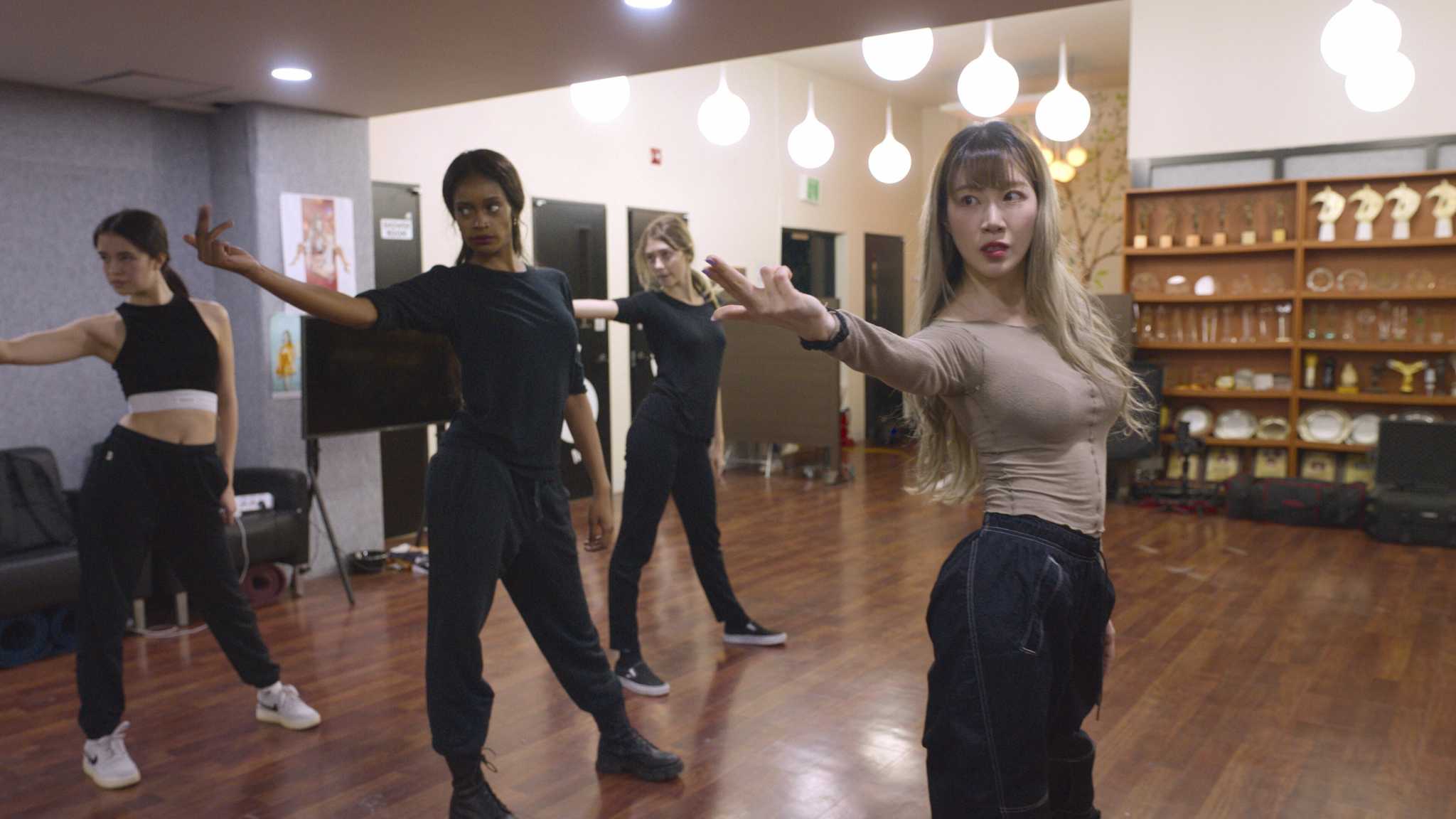 'K-pop Idols' documentary examines the K-pop industry