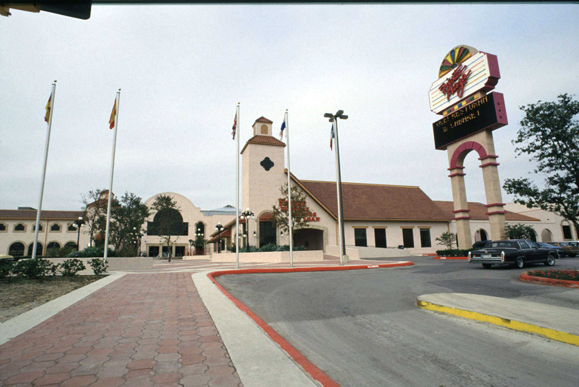 5 San Antonio flops we'd like to forget