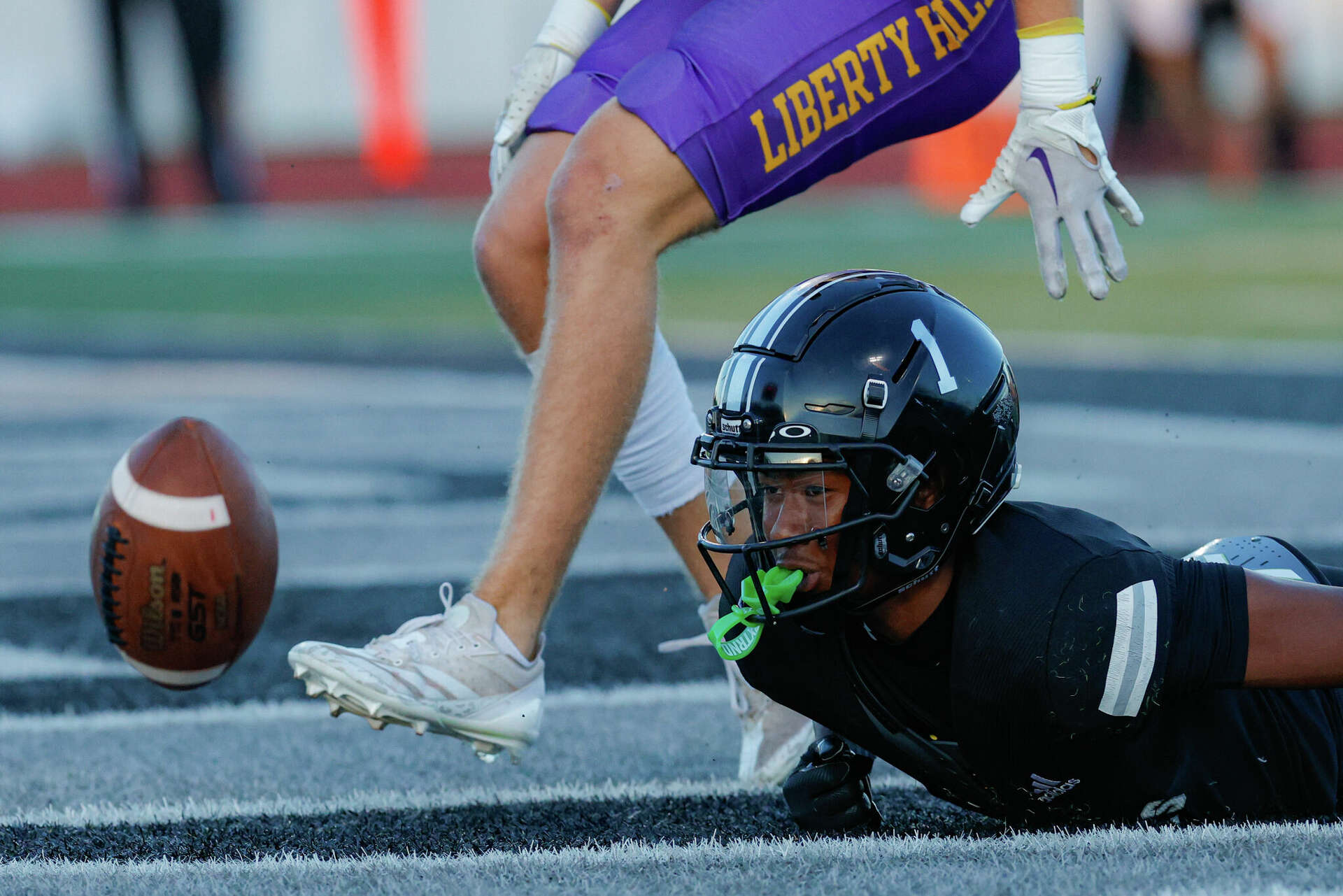 Steele football dominates Liberty Hill to open season